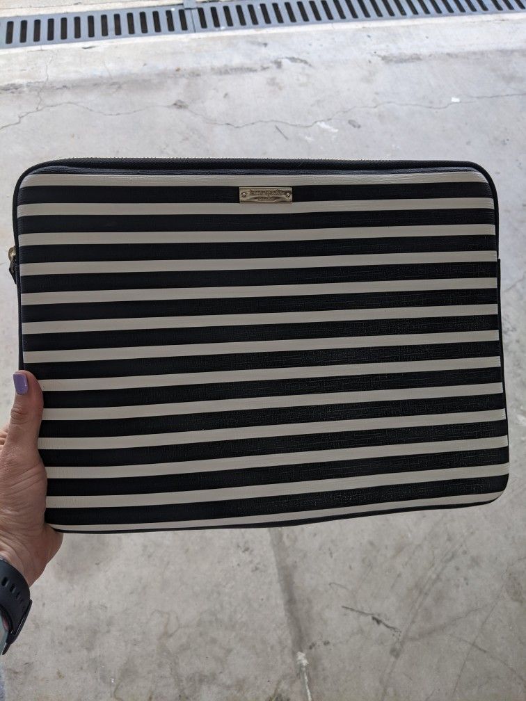 Kate Spade Laptop/ Tablet Case for Sale in San Diego, CA - OfferUp