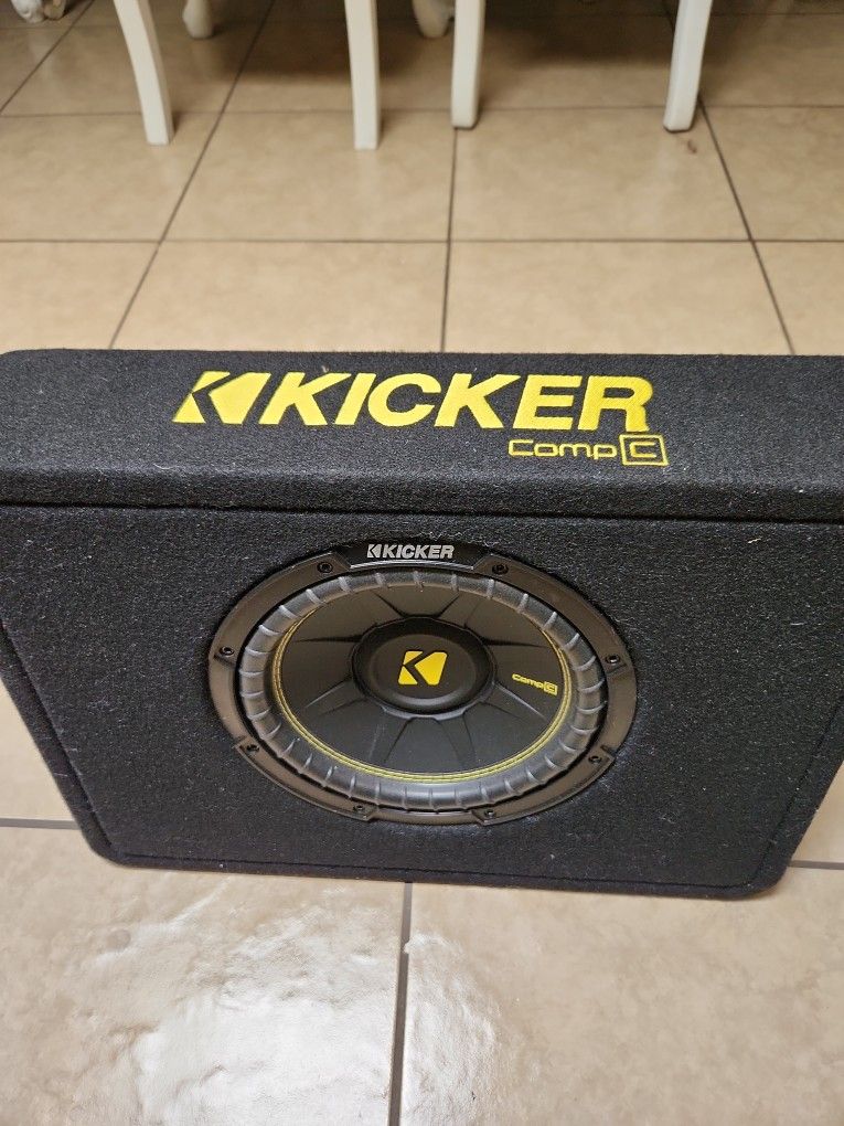 Kicker CompC Loaded Enclosure Brand New Taken Out Of Box $150 Firm for ...
