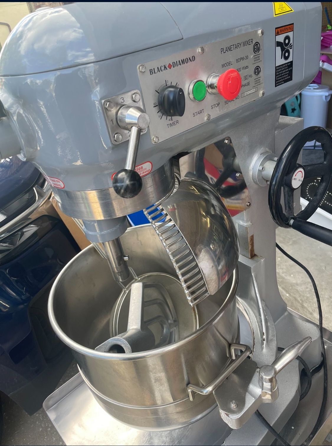 Black Diamond Commercial Mixers 2 30 Qt for Sale in North Miami, FL ...