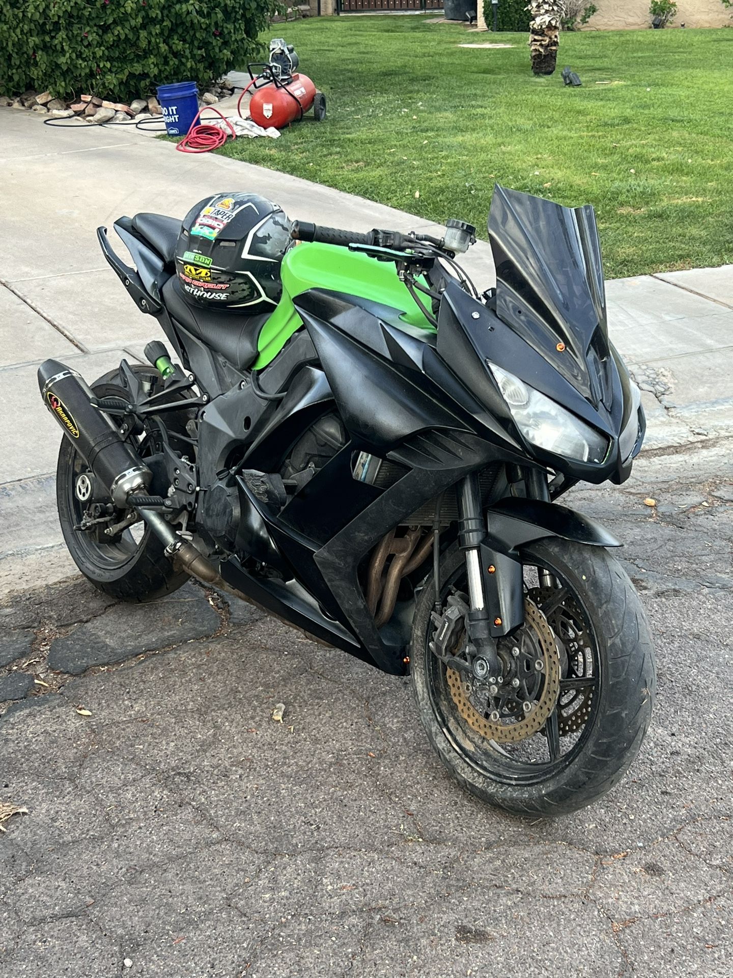 2015 Kawasaki Zx1000 abs for Sale in Prescott Valley, AZ - OfferUp