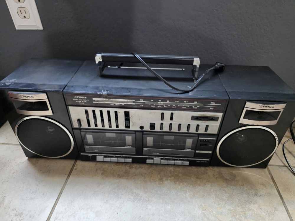 Fisher Boom Box for Sale in Spring Valley, CA - OfferUp