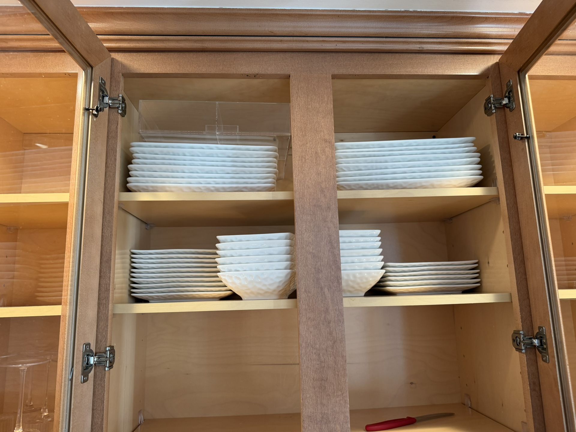 Free Dish Set for Sale in Fort Lauderdale, FL - OfferUp