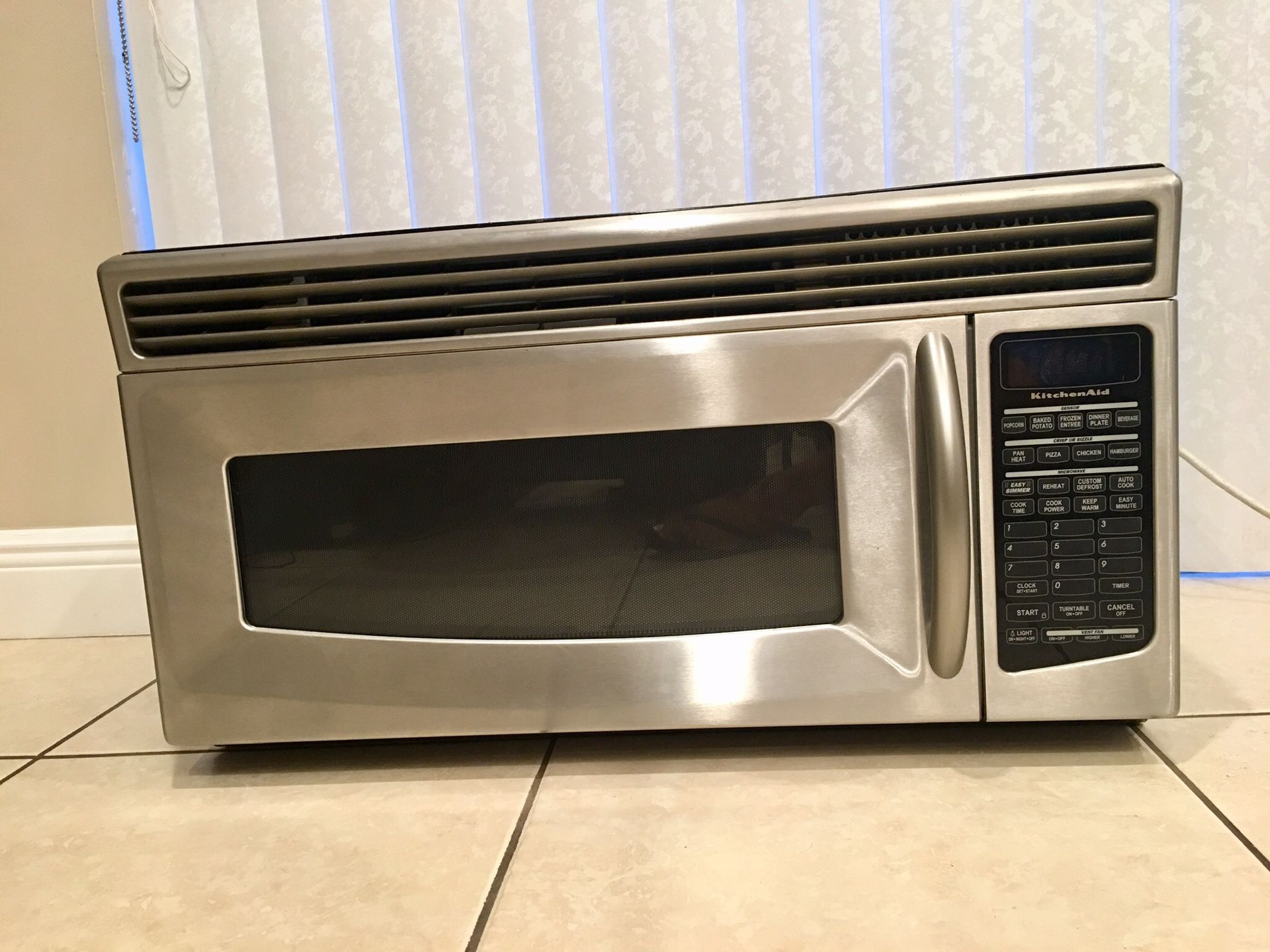Microwave microonda microhood range kitchenaid for Sale in Miami, FL ...