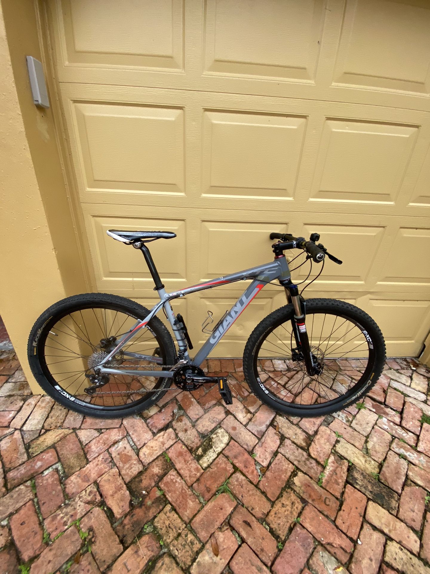 Giant 29er ALUXX fluid form large 52 hardtail mountain bike. for Sale ...