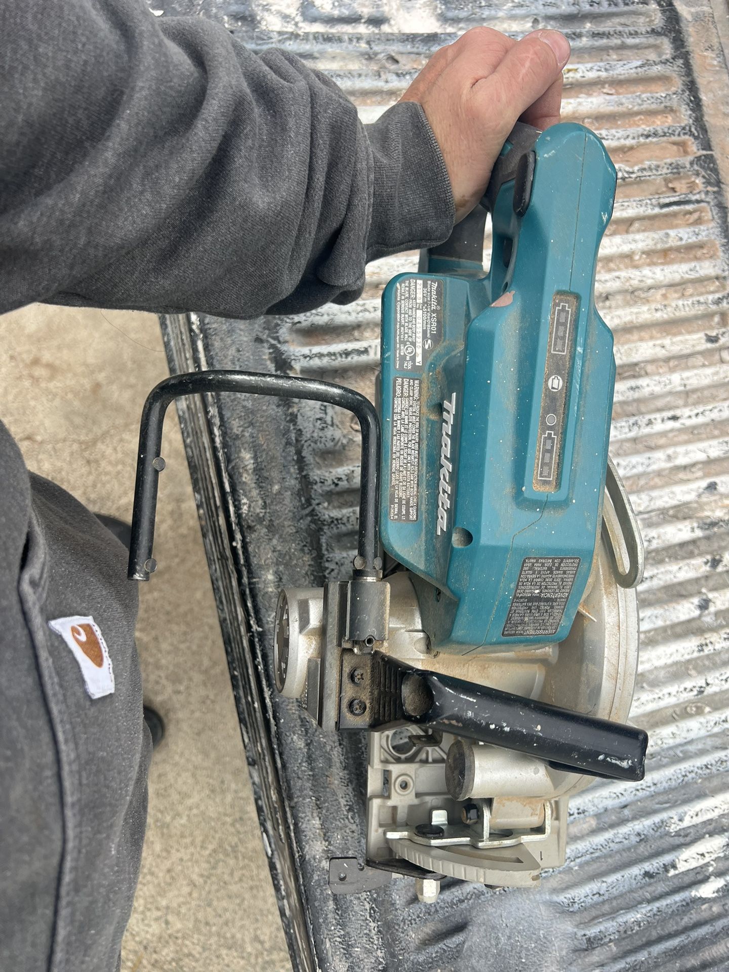 selling like new makita skill saw for Sale in Santee, CA - OfferUp