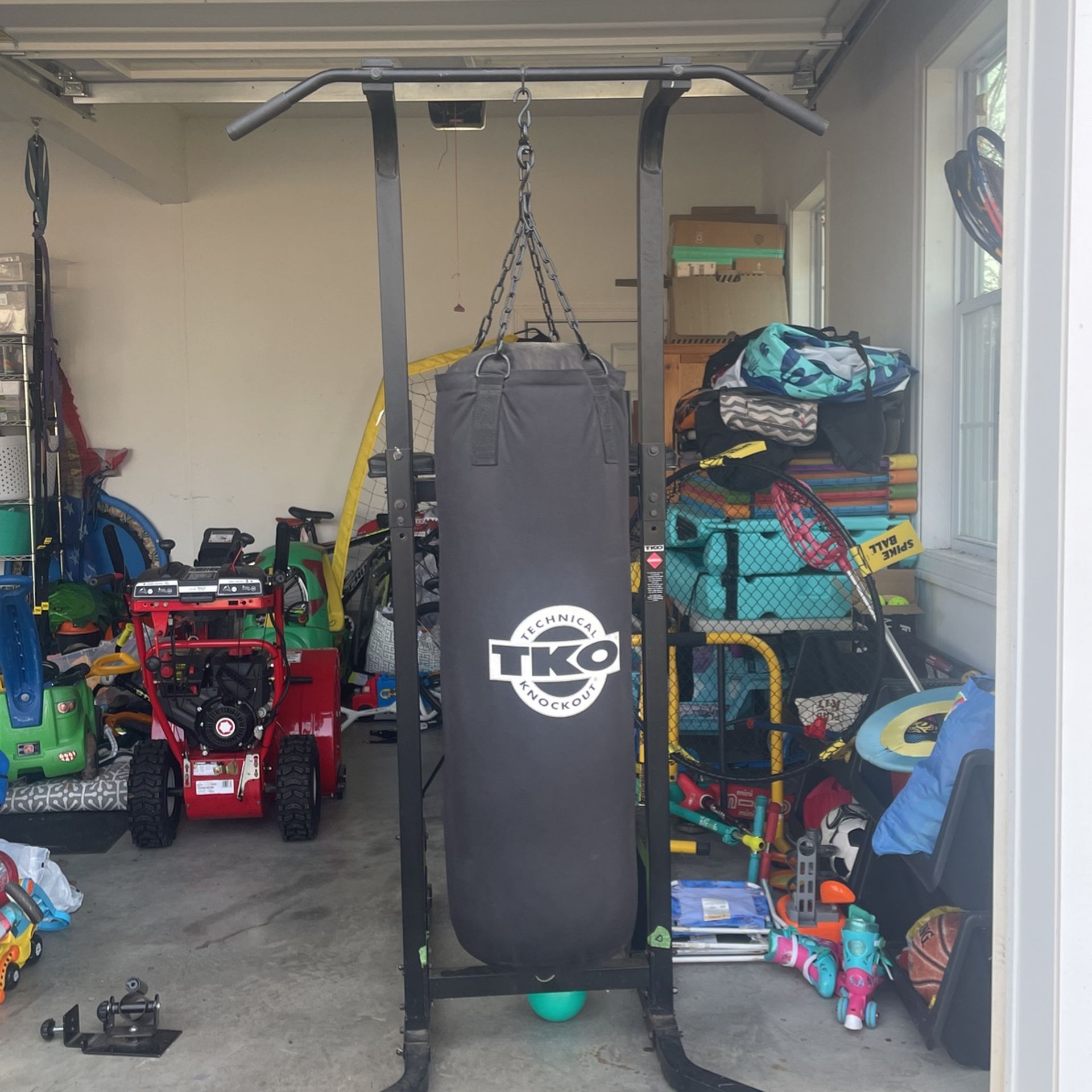 Technical Knockout Punching Bag for Sale in Southington, CT - OfferUp