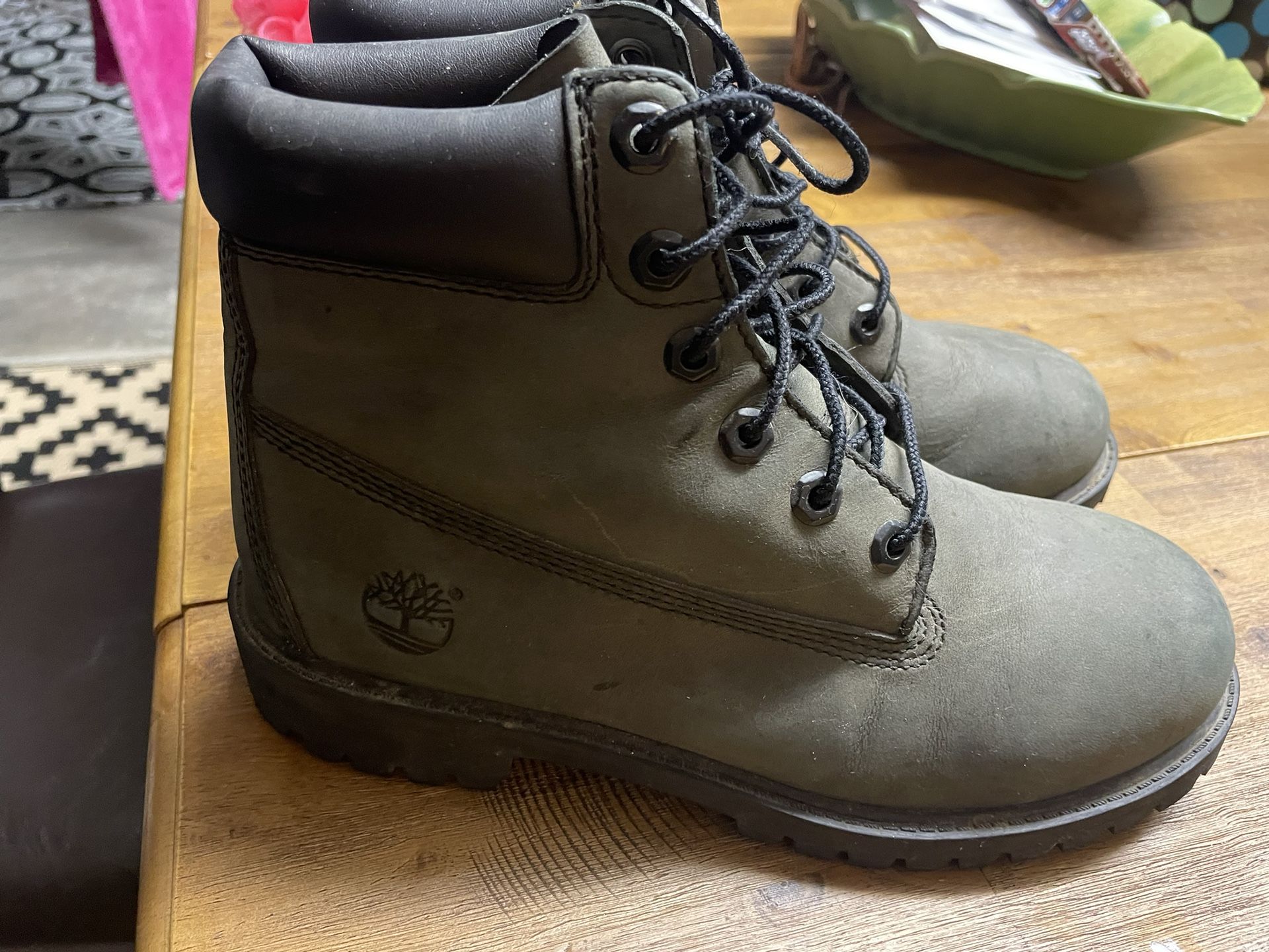 Grey Timbs Sz 8 for Sale in Las Vegas, NV - OfferUp