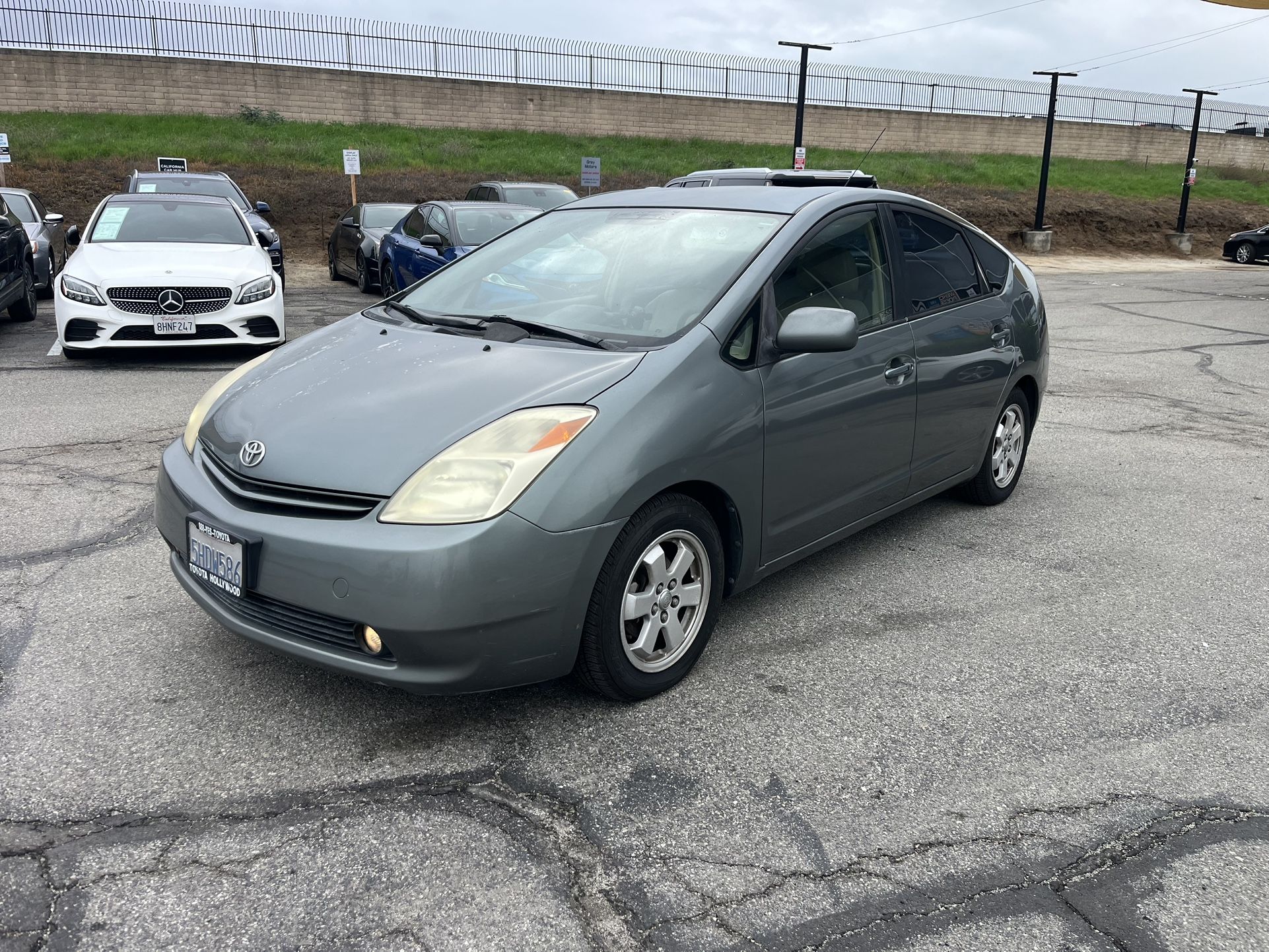 2004 Toyota Prius for Sale in Riverside, CA - OfferUp