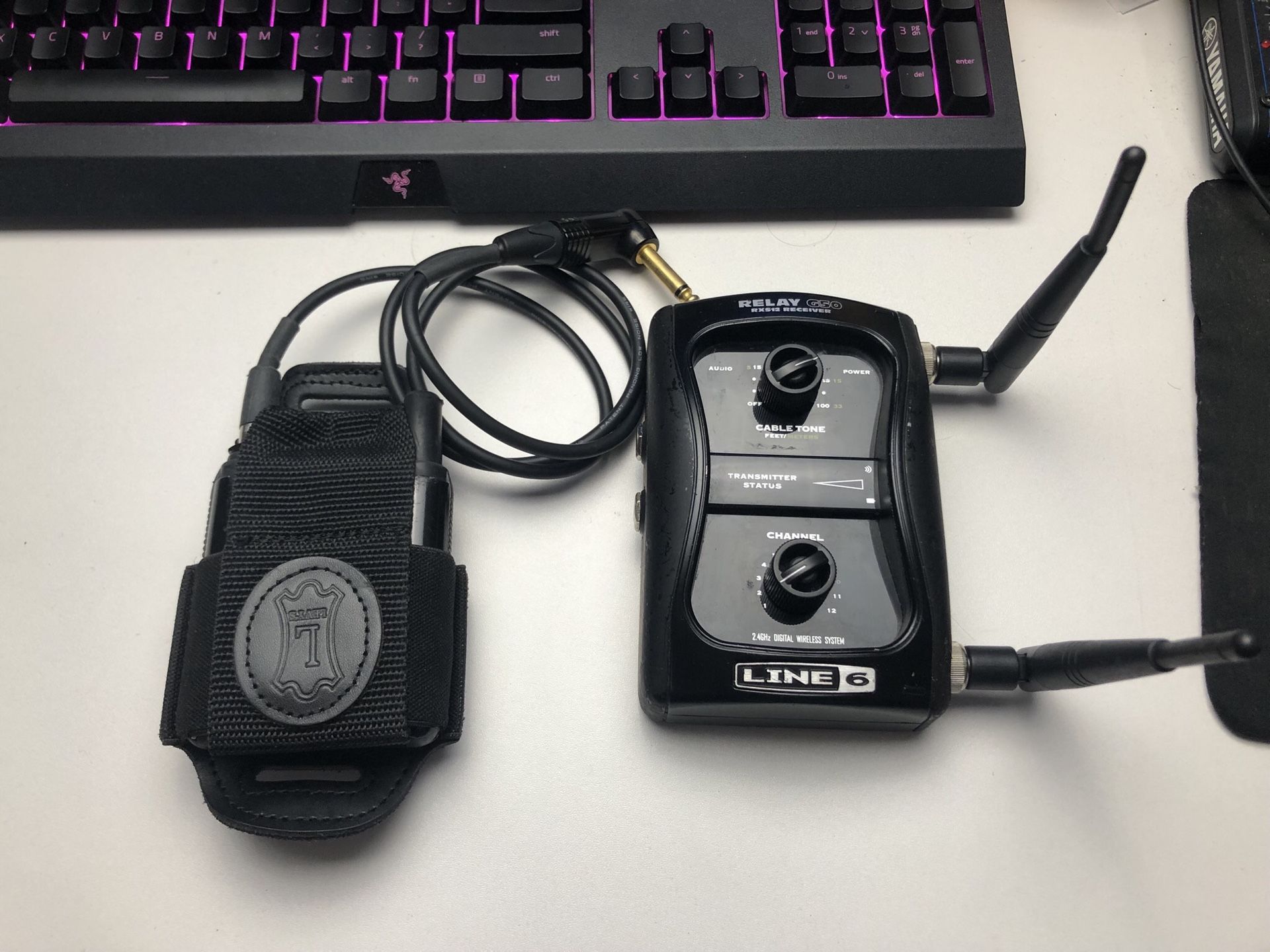 Line 6 Relay G50 Guitar Wireless System (Receiver, Transmitter, and ...