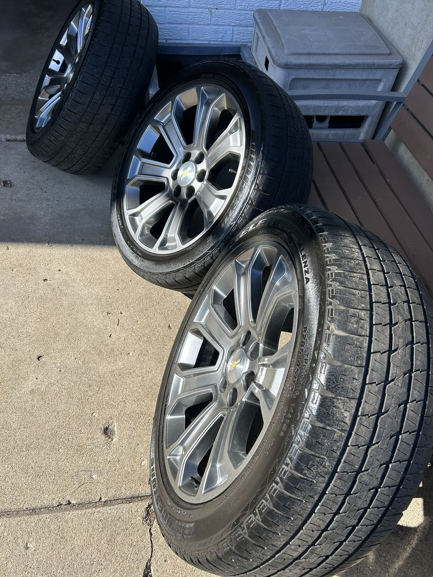 22 Inch Gmc Denali Wheels And Tires for Sale in Streamwood, IL - OfferUp