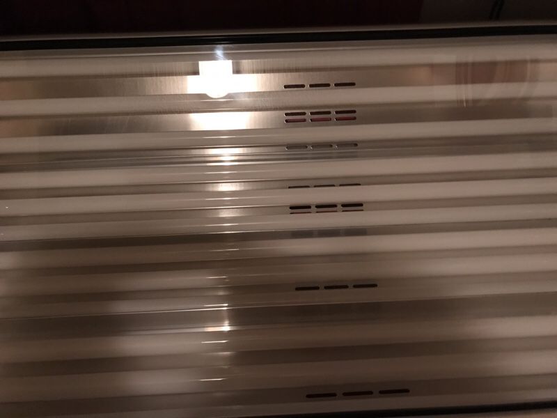 ClearTech 120R tanning bulbs (24) for Sale in Killeen, TX - OfferUp