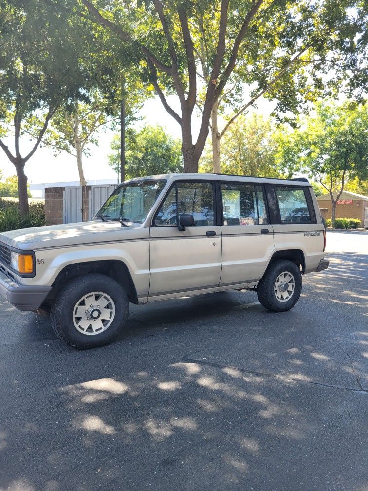 1990 Isuzu Trooper for Sale in Reno, NV - OfferUp