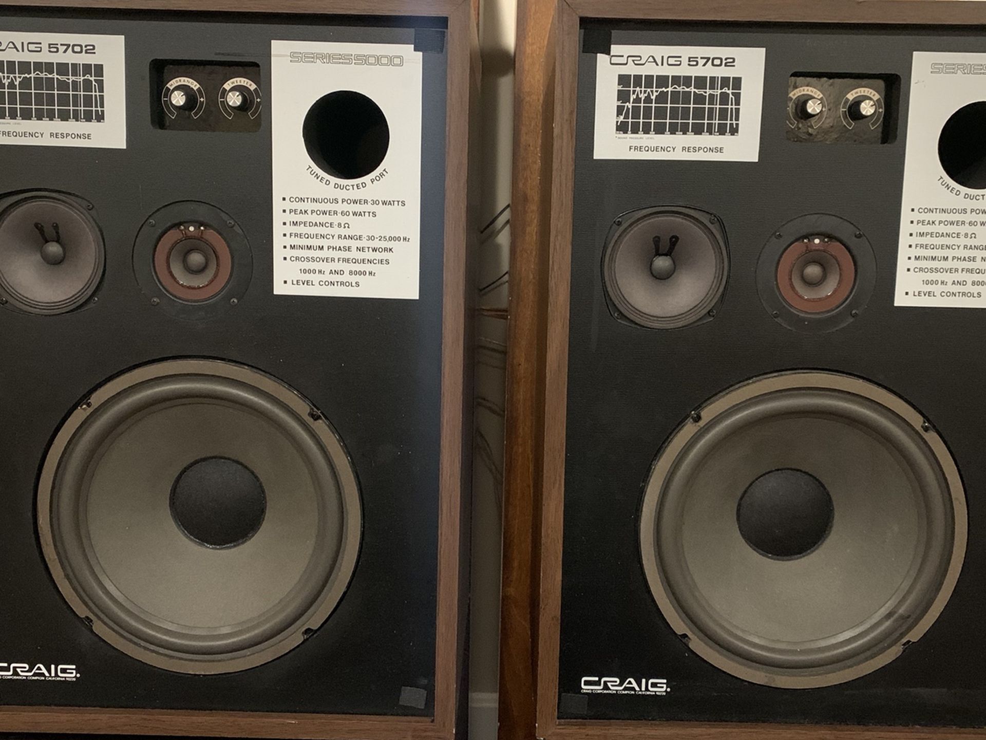Craig Model 5702 Speakers for Sale in Louisville, KY - OfferUp