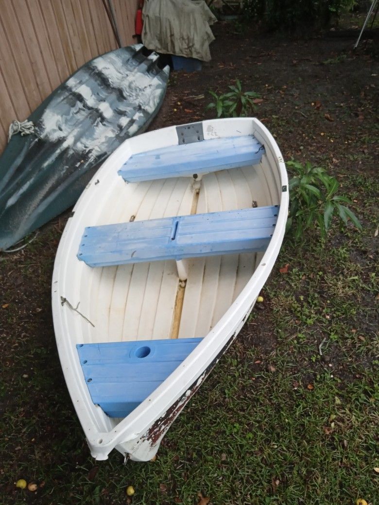 Small Dinghy for Sale in Miami, FL - OfferUp
