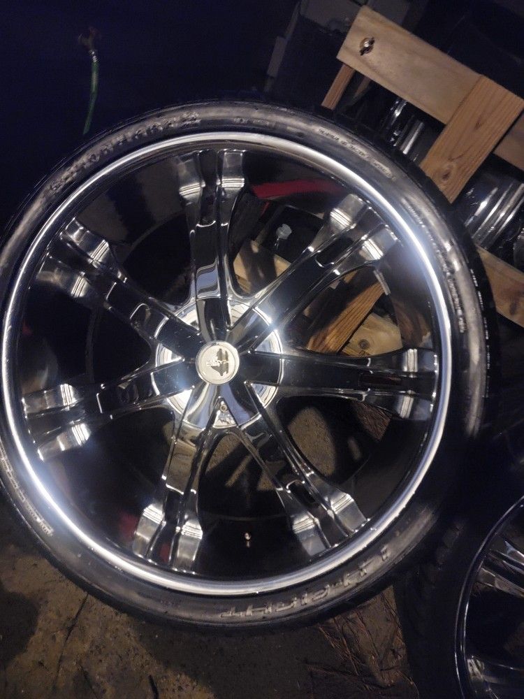 26 Inch Rims 6 Lug Universal 6x139.7 Chevy & 6x135 Ford On (4) Gd 305 ...