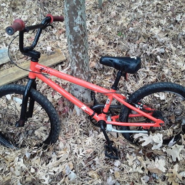 HARO 20" Red Haro Z20 BMX Bike with hand & coaster brake for Sale in ...