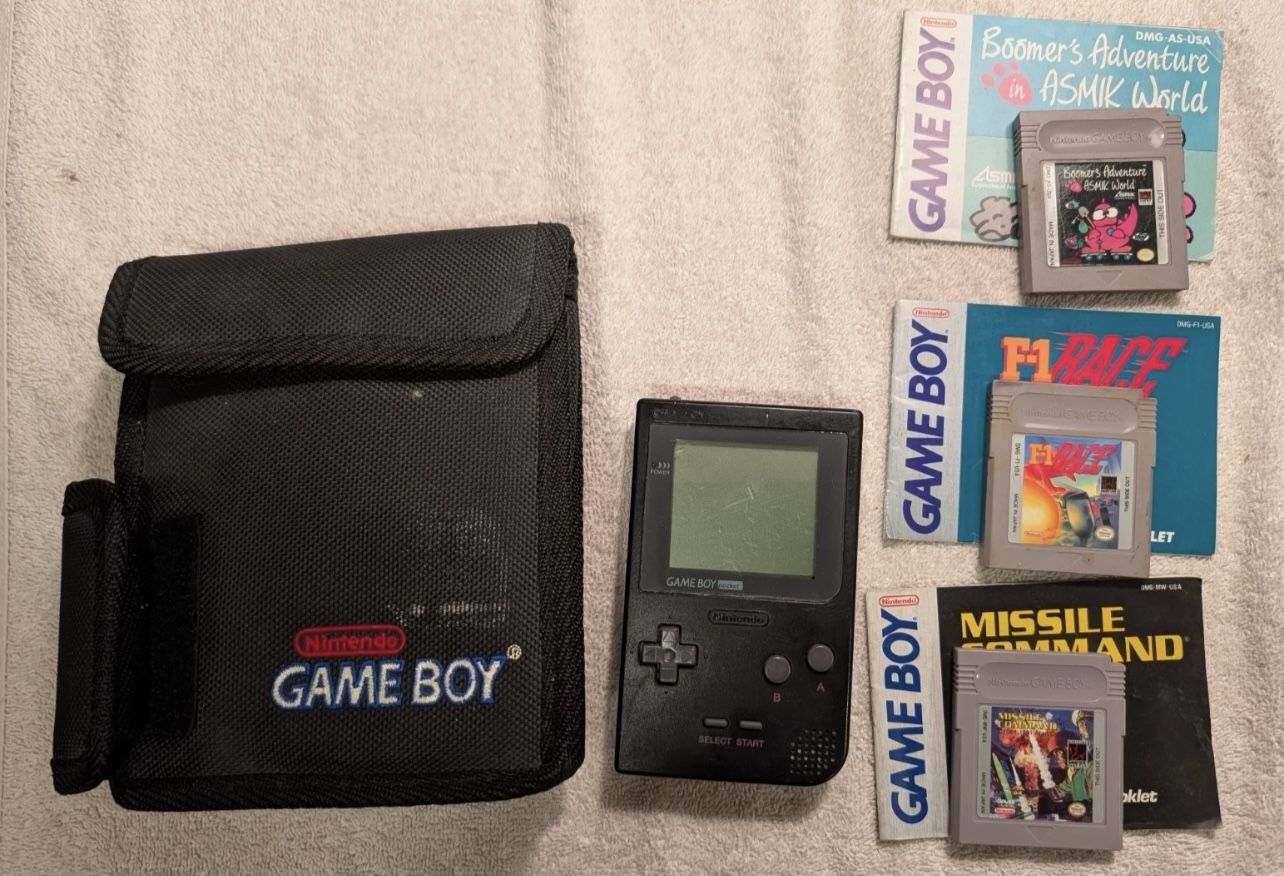 1989 Nintendo GameBoy Pocket Black Handheld MGB-001 with Case 3 Games ...