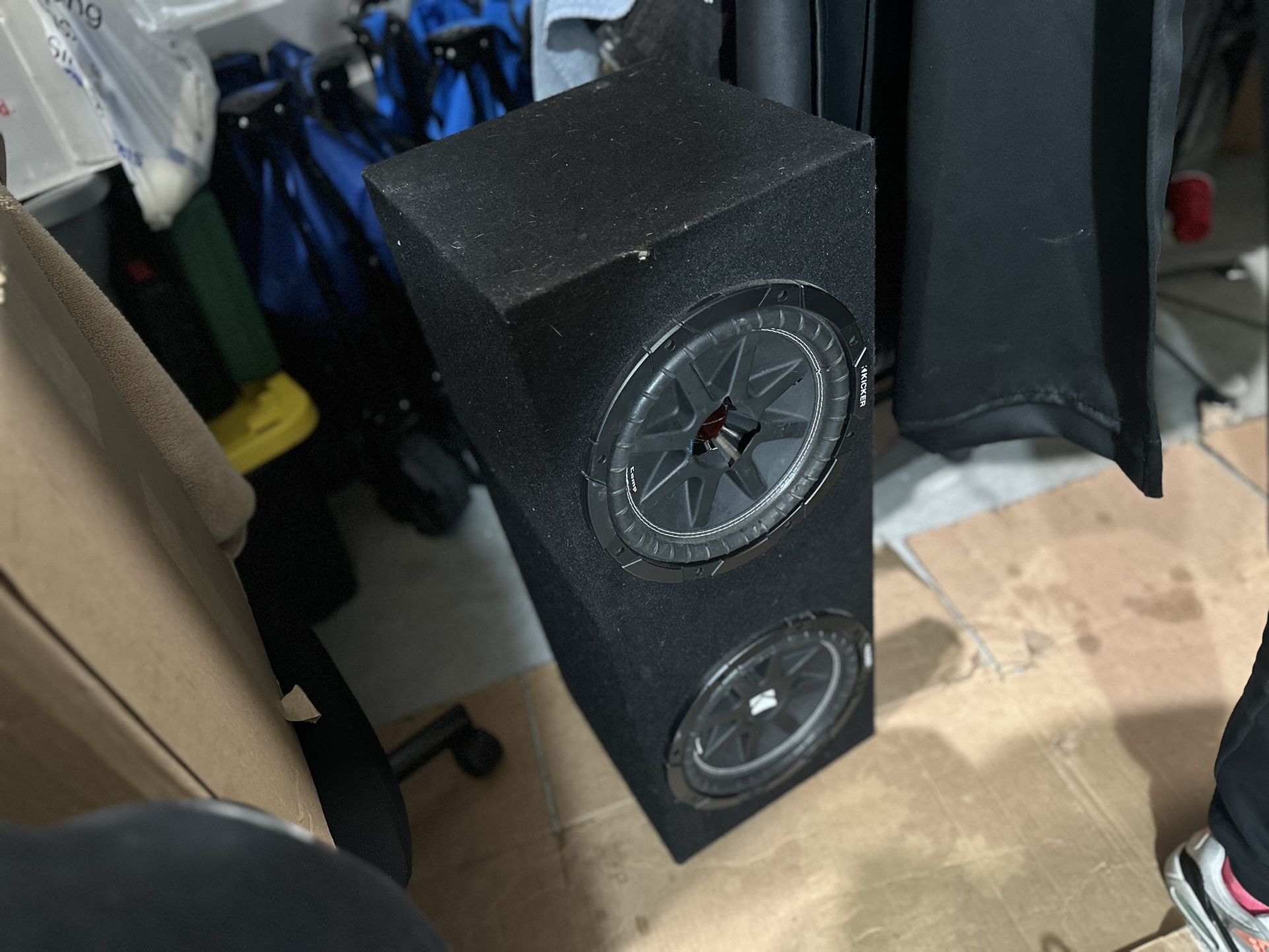 Kicker Comp Dual 12" Vented Subwoofer Box Loaded Enclosure for Sale in Las Vegas, NV - OfferUp