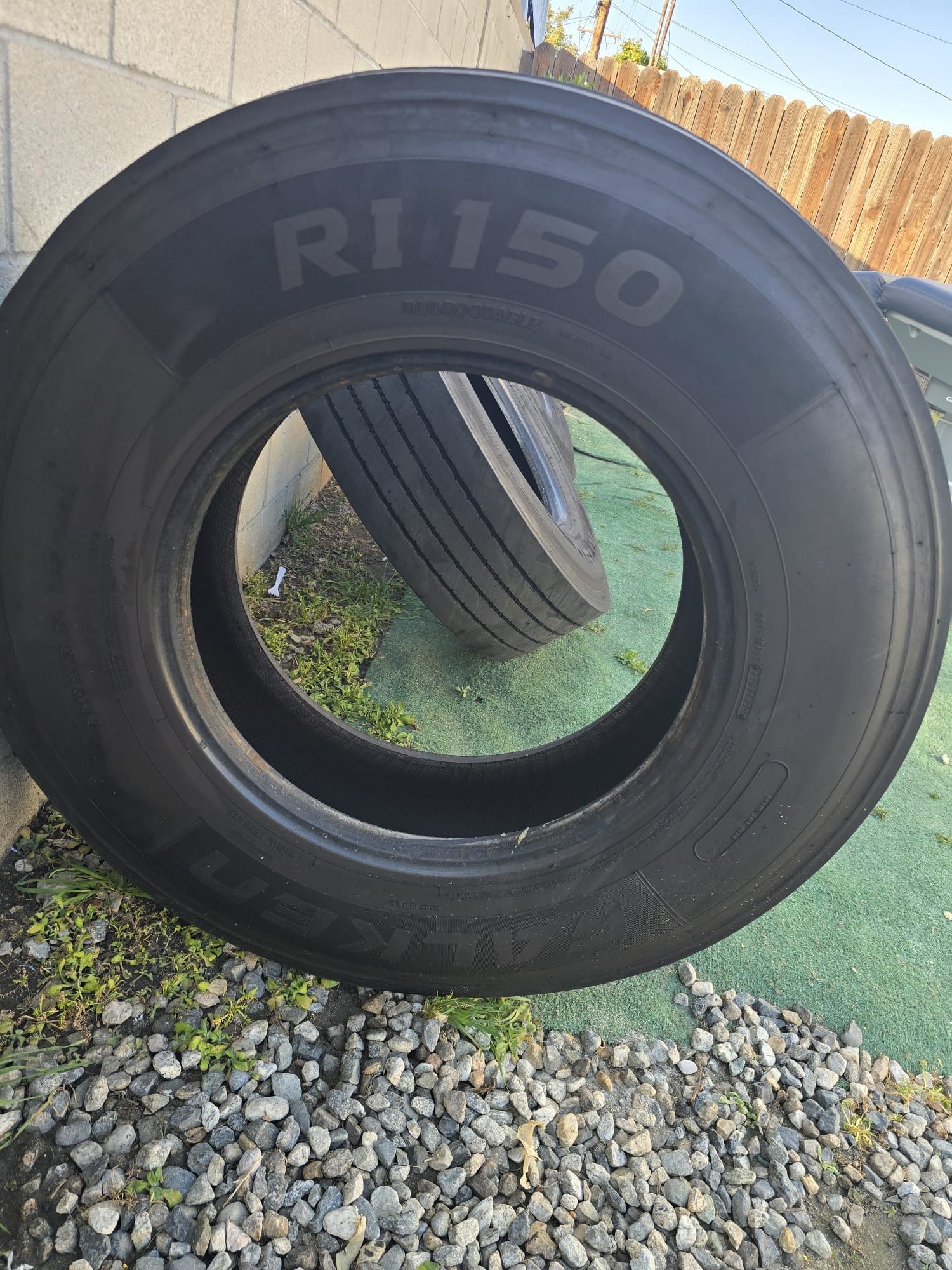 Falcón Tires 11r22.5 for Sale in El Monte, CA - OfferUp