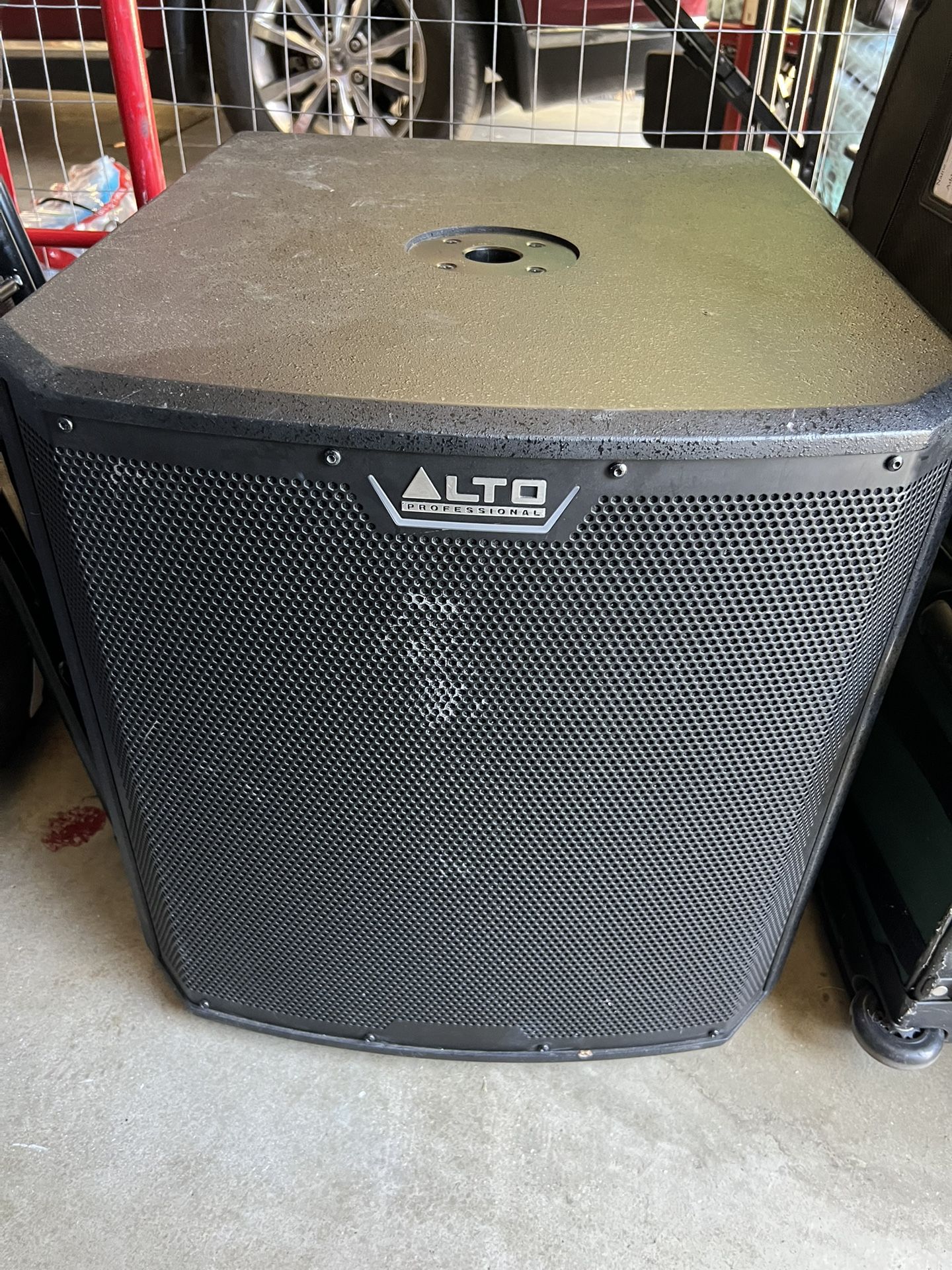 Alto TS12 S 12in Sub for Sale in Torrance, CA - OfferUp