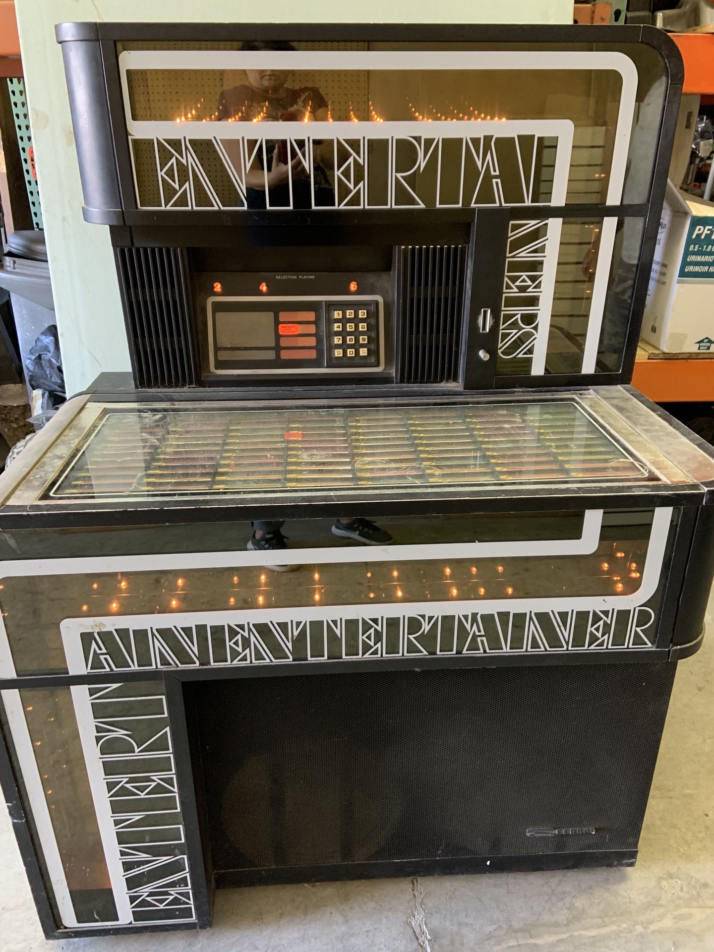 Seeburg Jukebox 1975 Model STD2 for Sale in City of Industry, CA - OfferUp