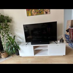 Byas tv bench store