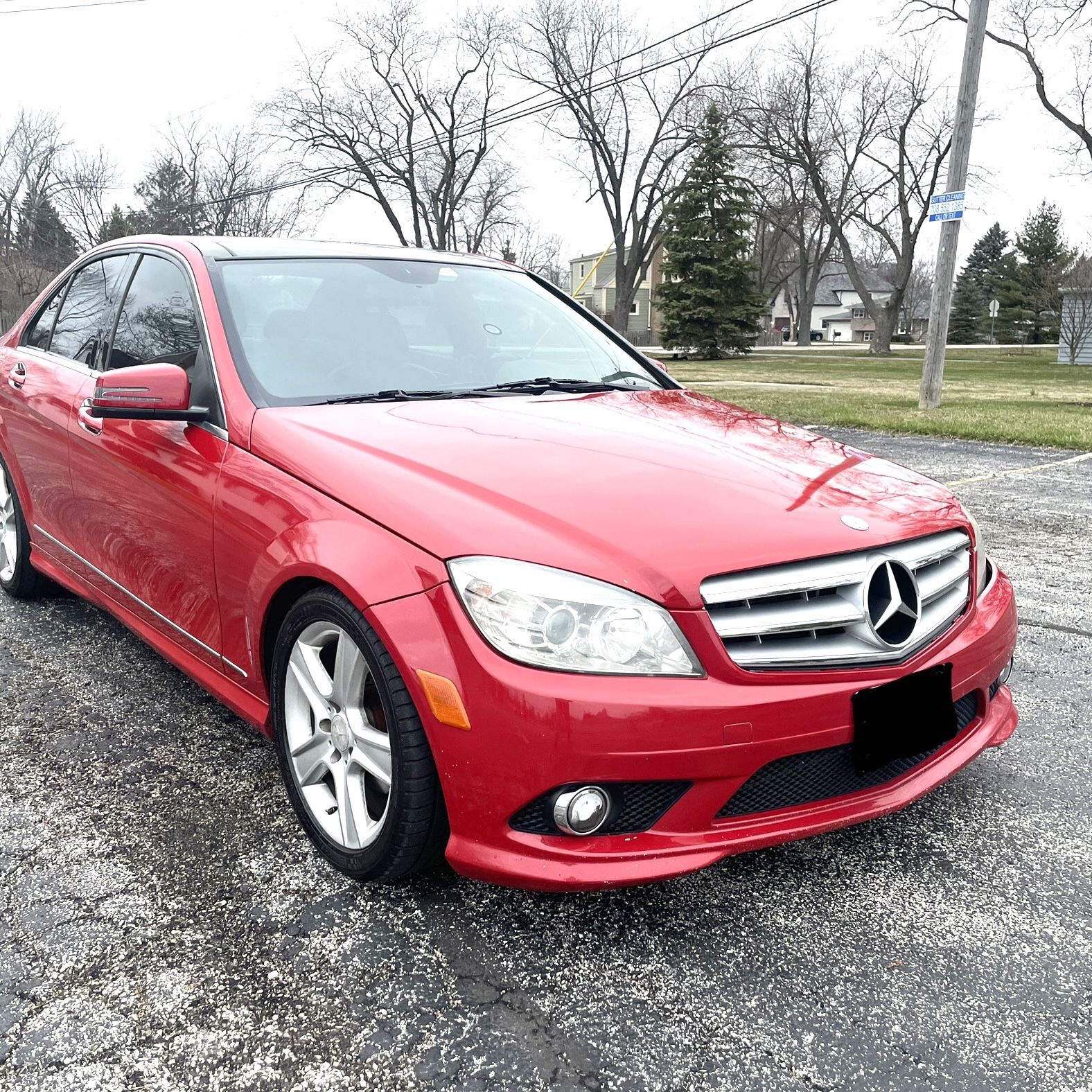 Mercedes 2010 C300 Red