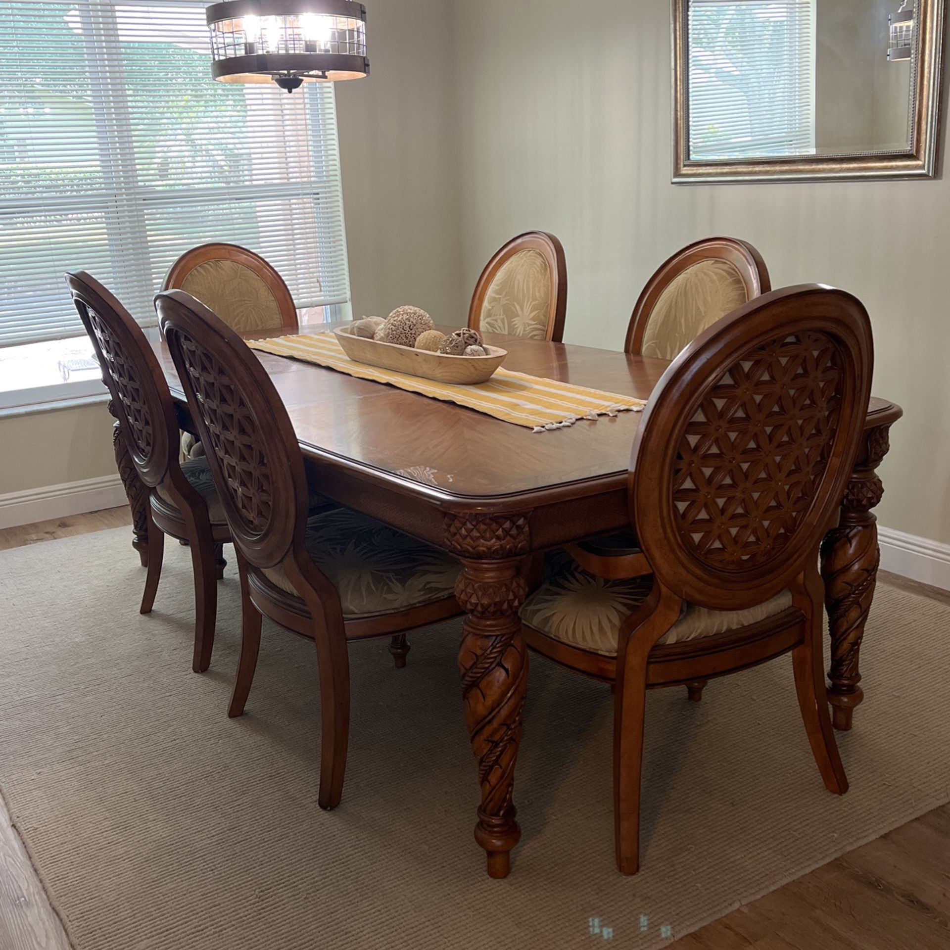 Haverty’s Grand Cayman Dining Set for Sale in Tarpon Springs, FL - OfferUp