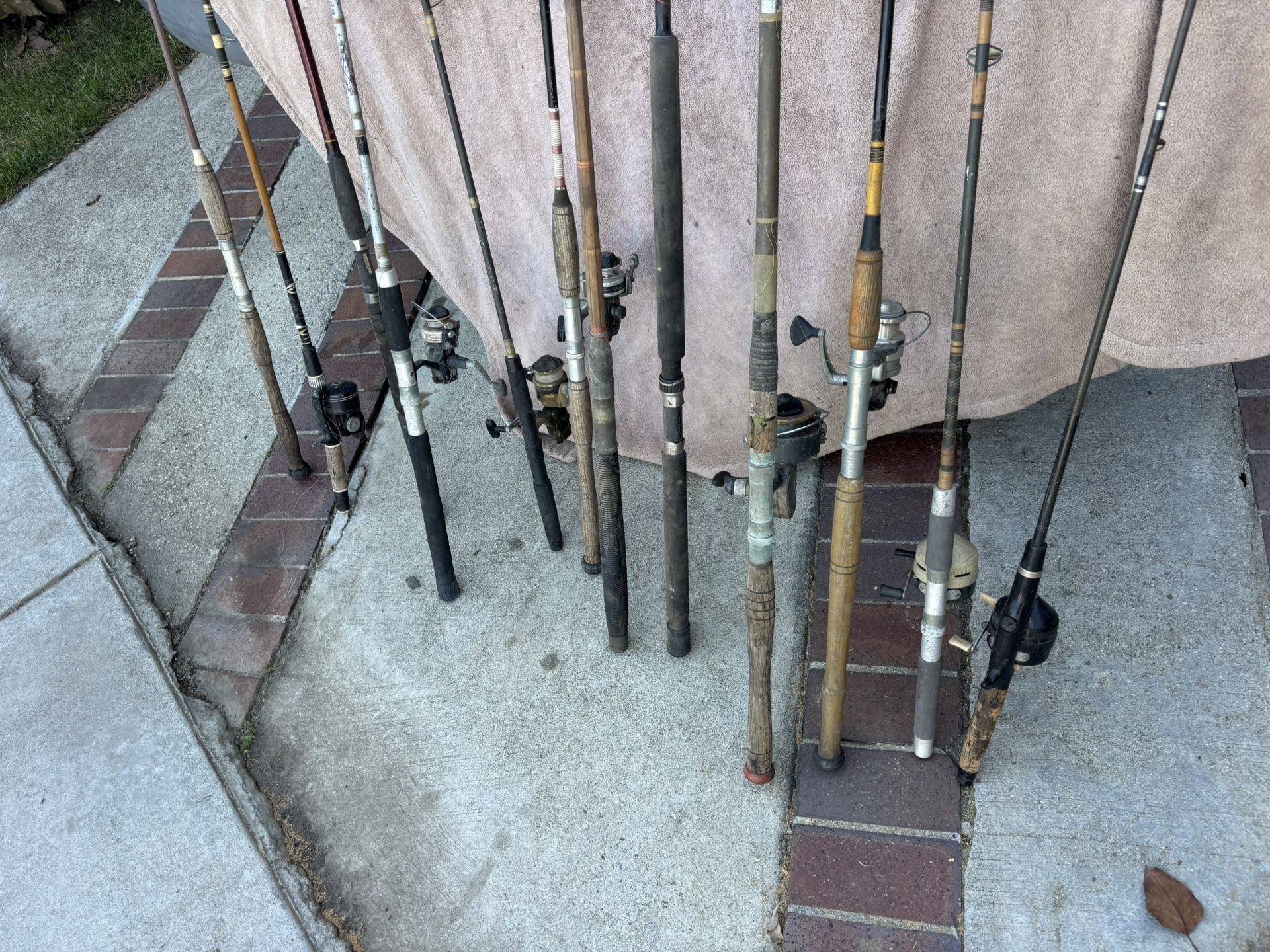 Fishing Rod And Reels for Sale in Artesia, CA - OfferUp