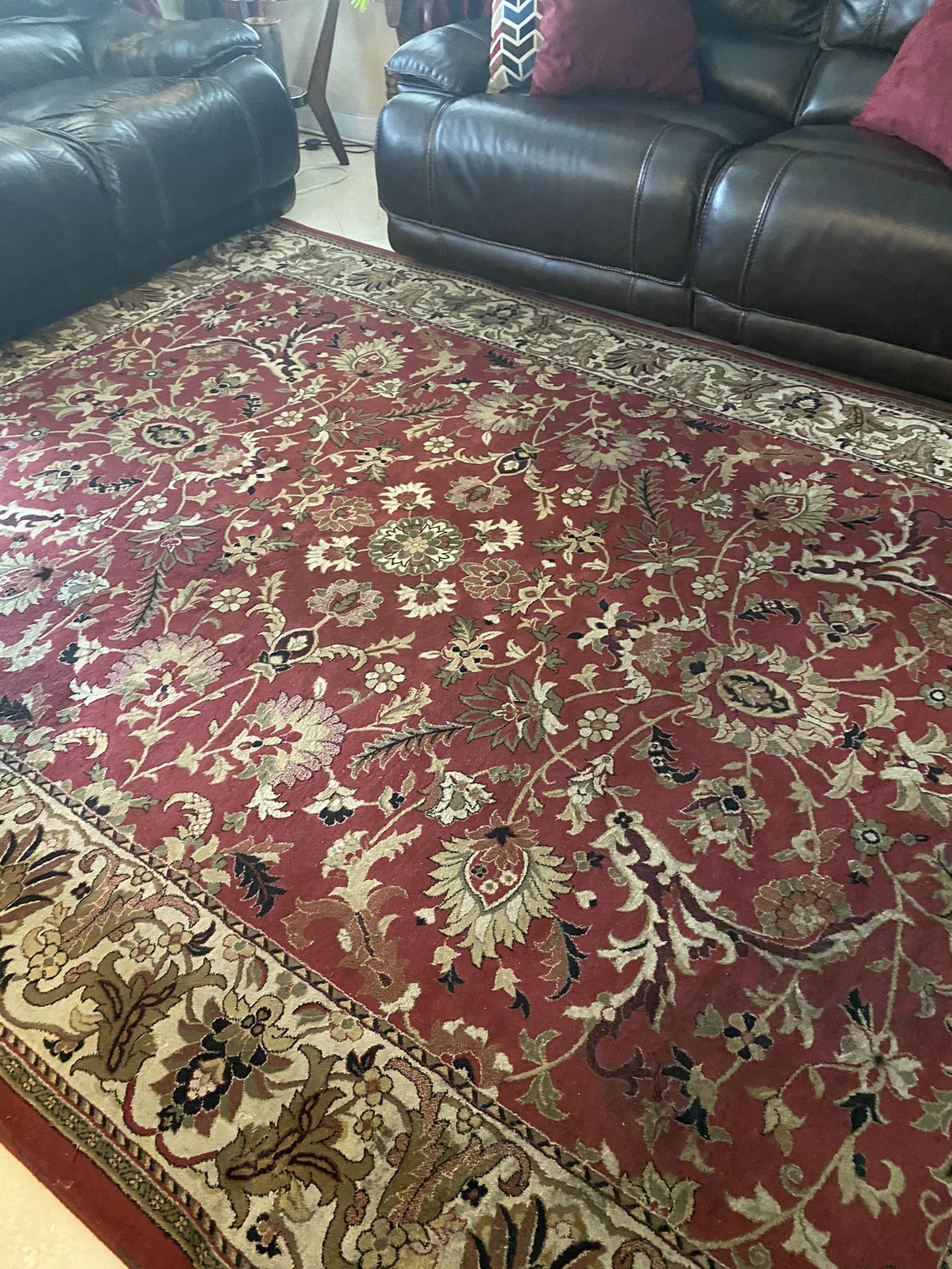 10x11 Rug for Sale in Pembroke Pines, FL - OfferUp