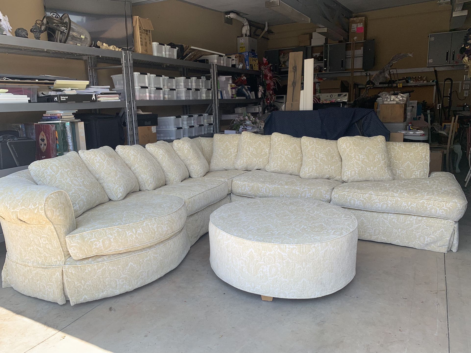 Rachel Ashwell Shabby Chic Bloomsbury Sectional 10’ X 10’ for Sale in ...