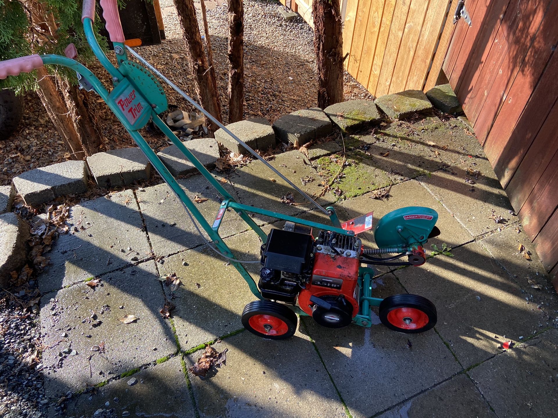 Vintage Power Trim Edger Model 150 3.5 Briggs & Stratton Magnetron ...