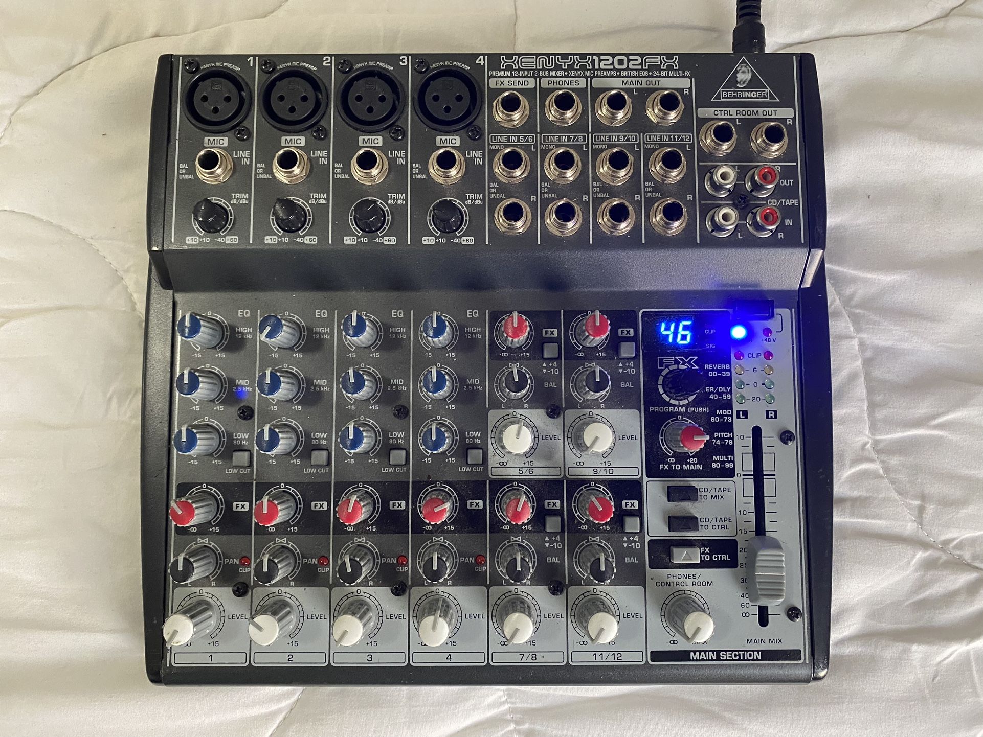 Behringer xenyx 1202 Fx 12 Chanel Mixer for Sale in San Antonio, TX ...