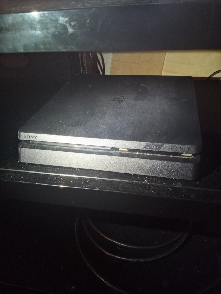 LIKE NEW PS4 SLIM 1TB WITHOUT CONTROLLER for Sale in Portland, OR - OfferUp