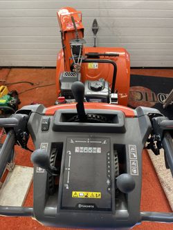 HUSQVARNA ST227 SNOWBLOWER for Sale in Cumberland, RI - OfferUp