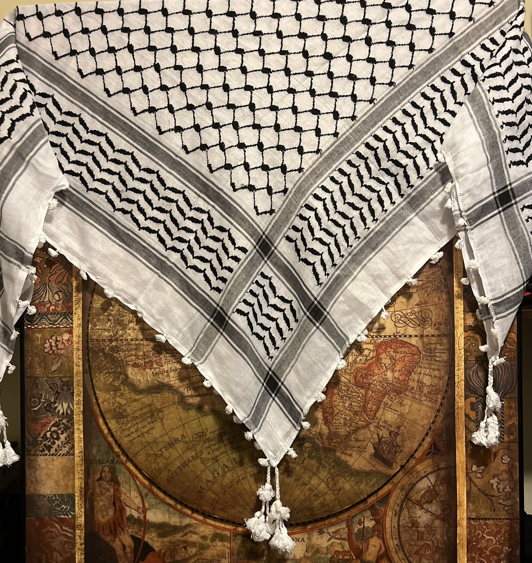 Authentic White and Black Kufyahs / Shemagh / Scarf / kufyah shemagh ...