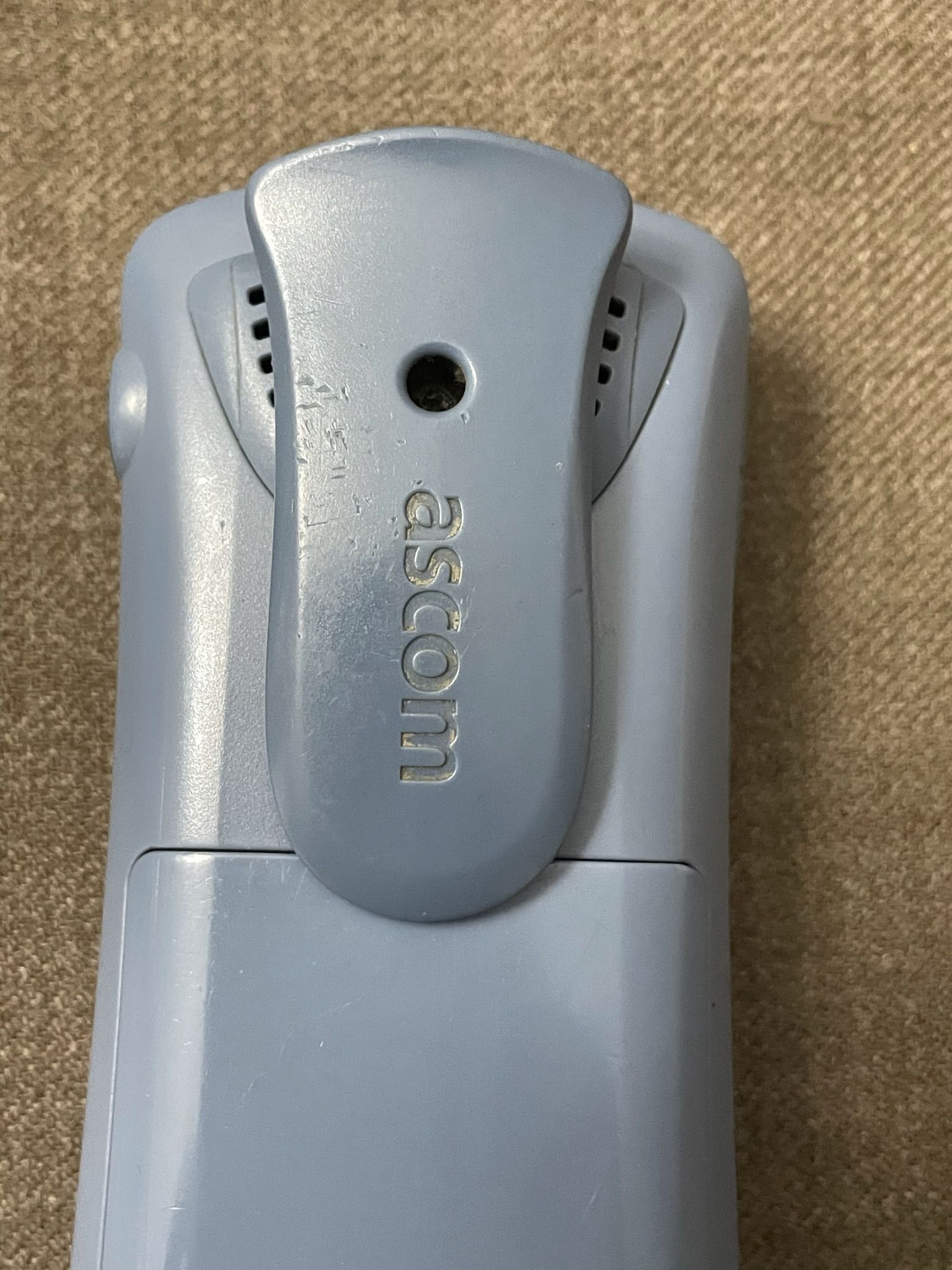 ASCOM D62 DH4-ACAB/2L DECT PHONE with (2) Batteries, Belt Clip ...