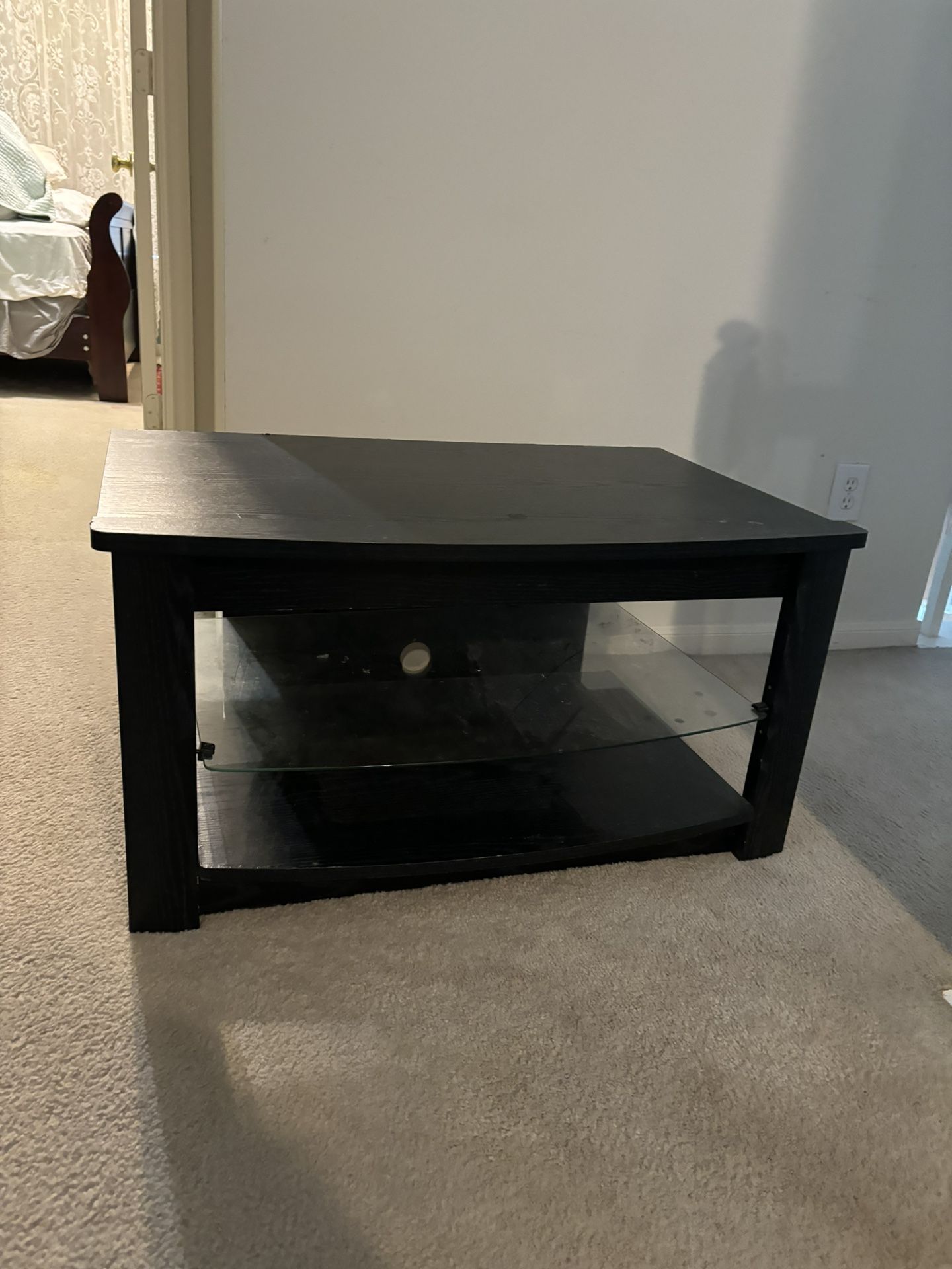Tv stand Table for Sale in Humble, TX - OfferUp
