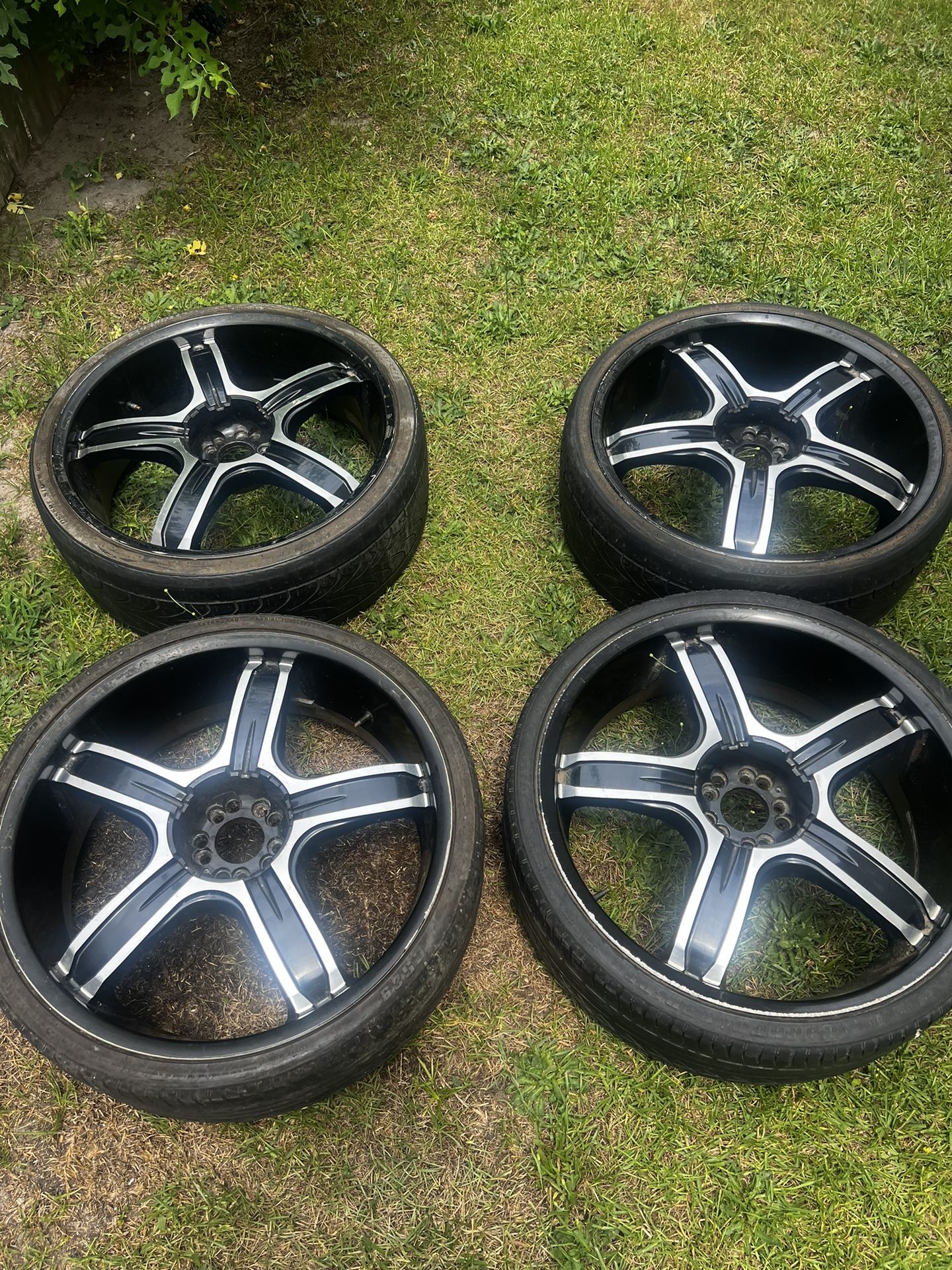 24 Inch Rims for Sale in Fayetteville, NC - OfferUp
