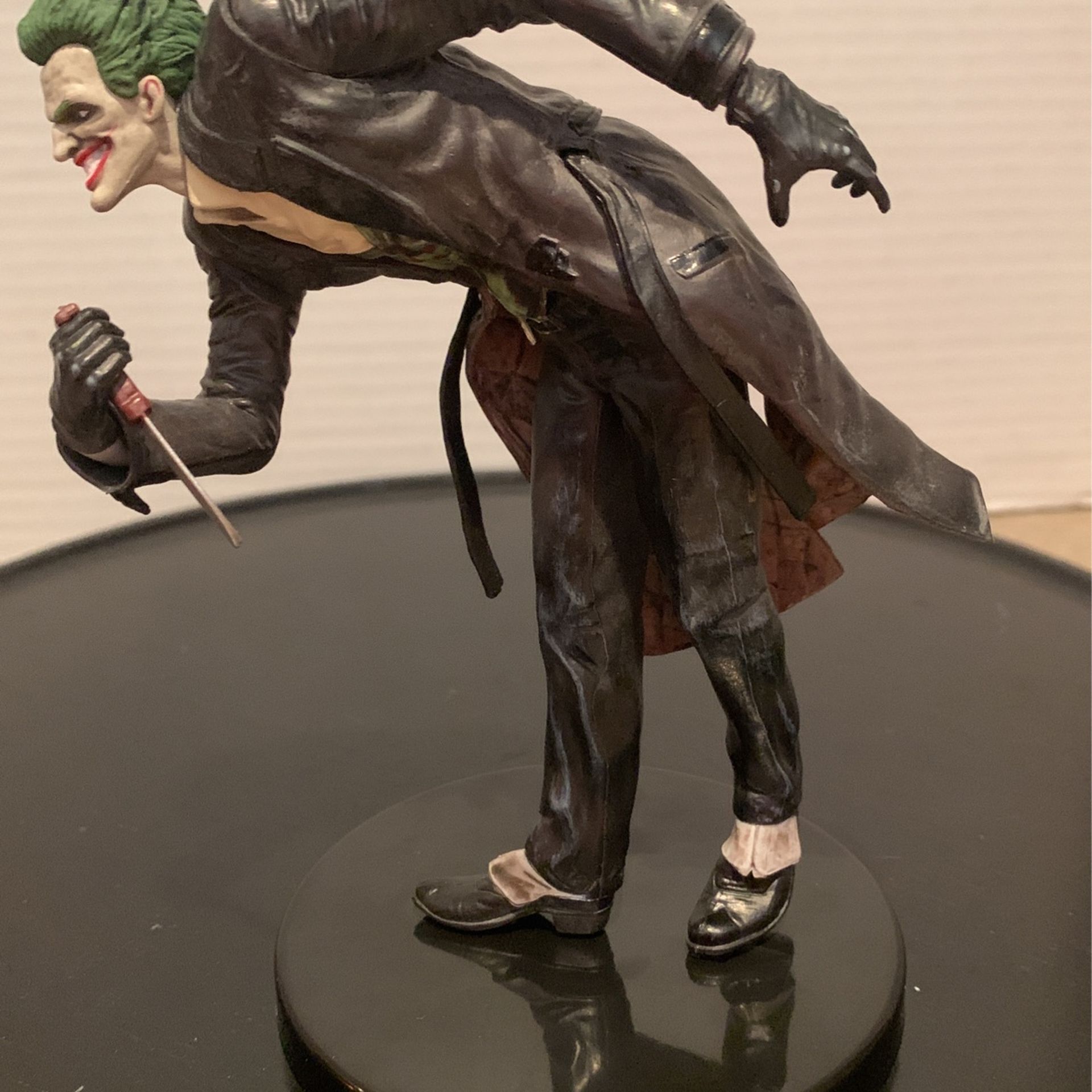Joker Arkham Origins Figure