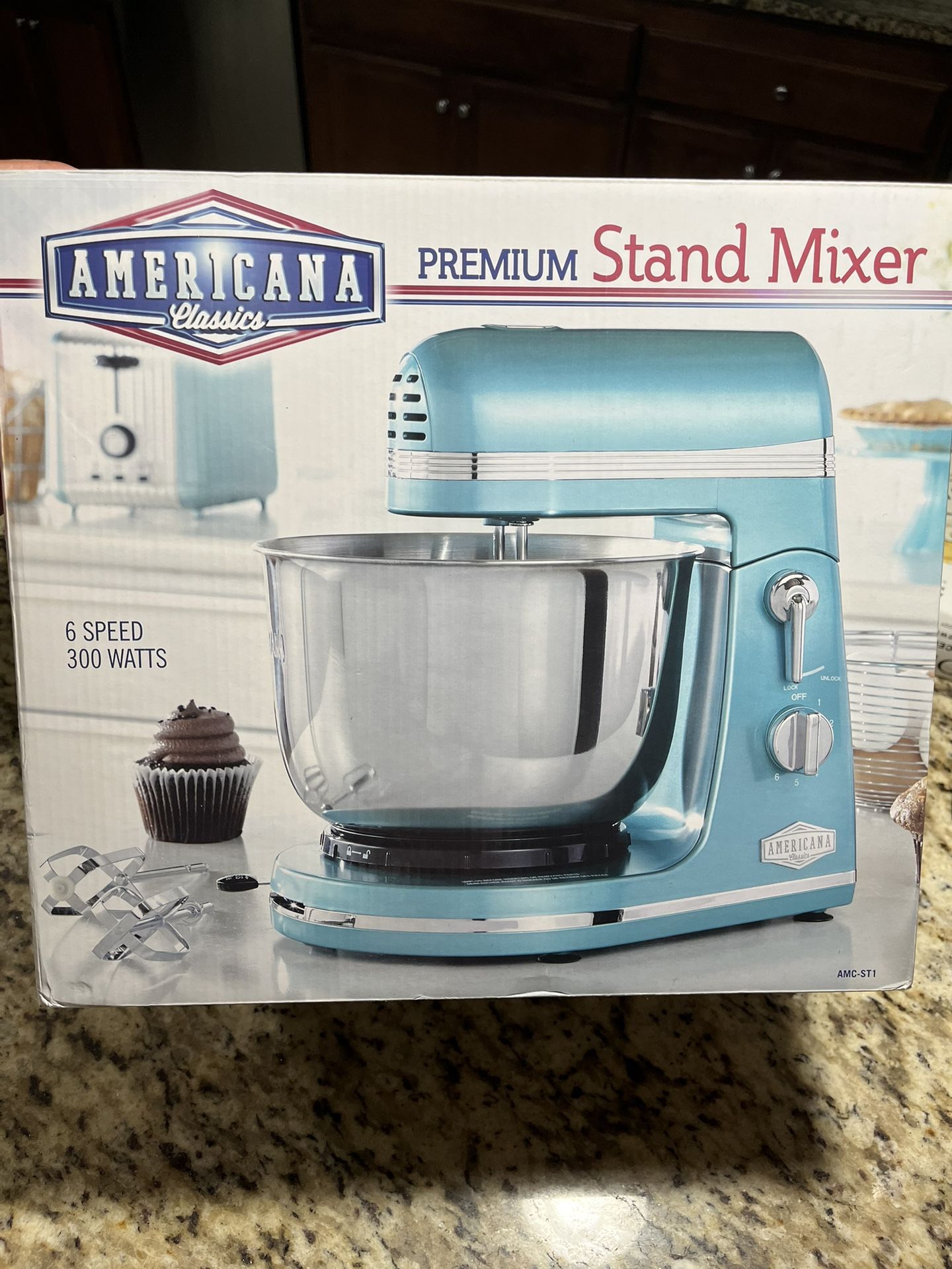 Americana Premium Stand Mixer for Sale in Pumpkin Center, CA - OfferUp