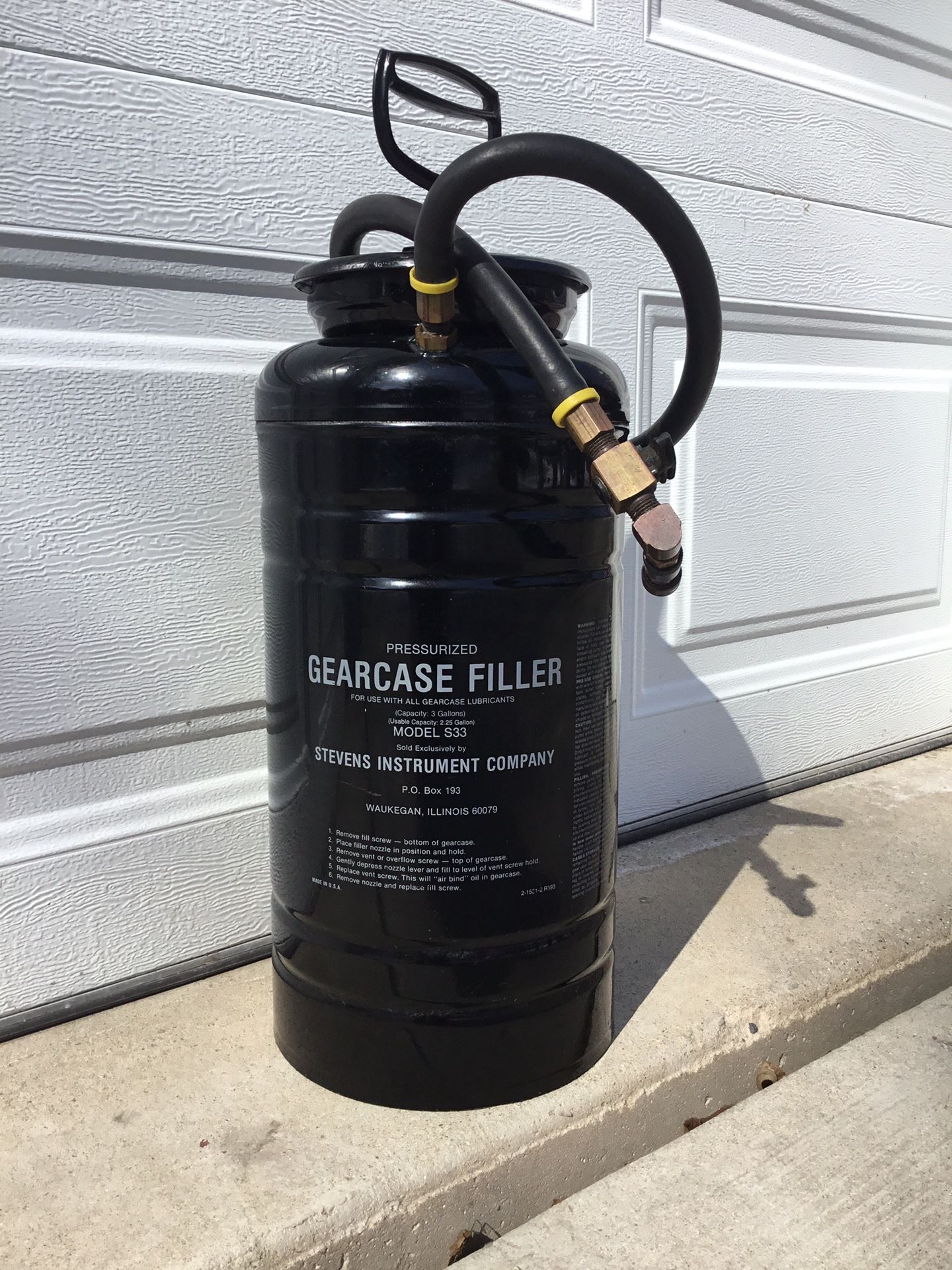 Gearcase Filler. (pressurized) , Model S33, by Stevens Instrument ...