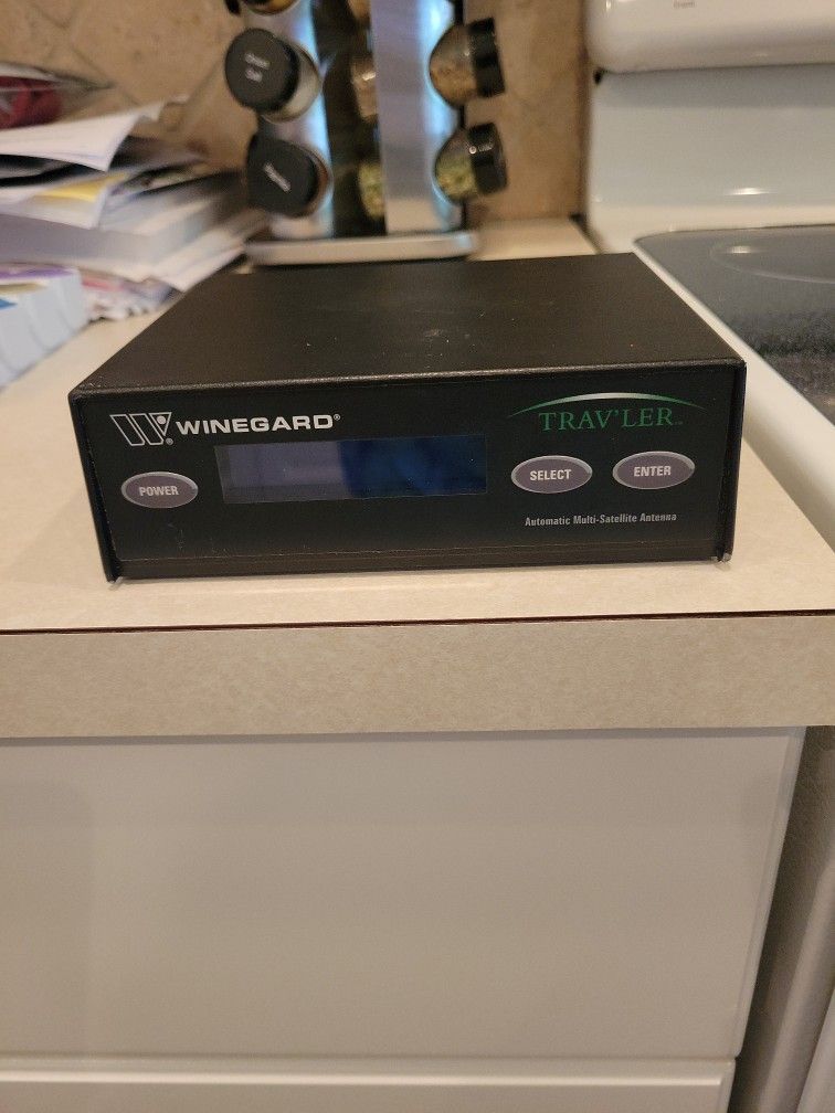 Winegard RPSK83 - Traveler Satellite TV Antenna Interface Box for Trav ...