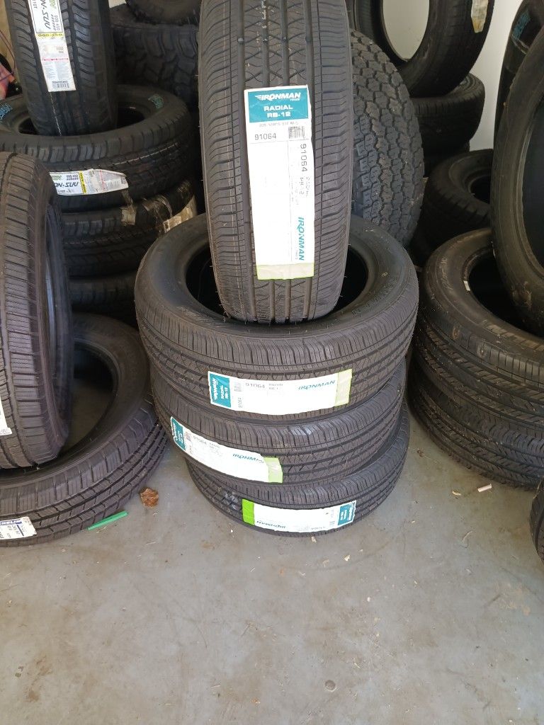 Tire for Sale in Rex, GA - OfferUp