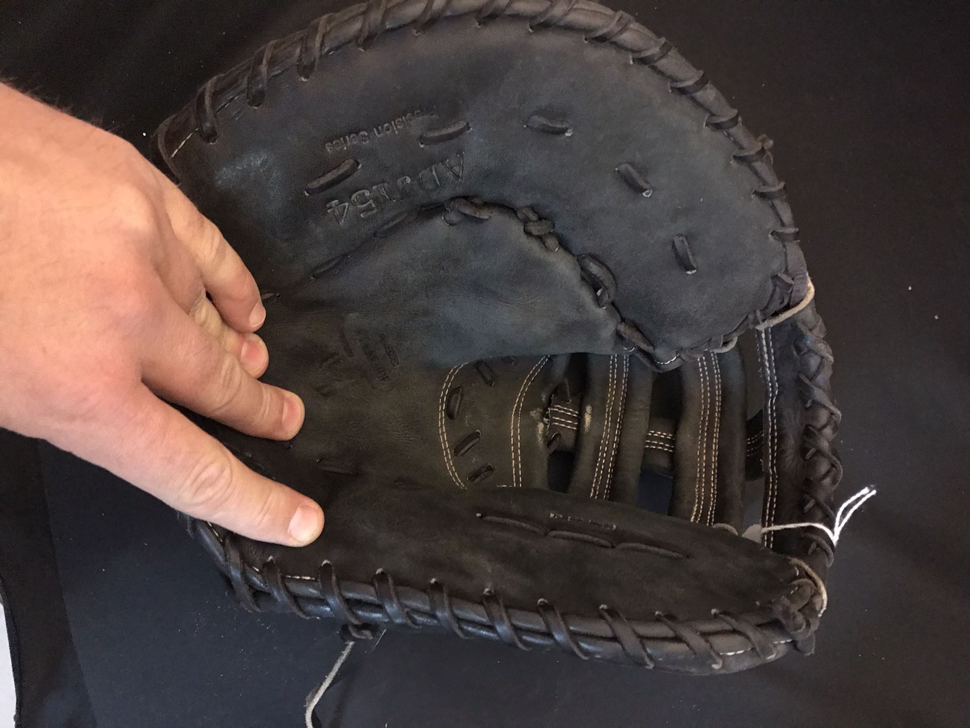 Left handed Thrower’s 1st baseman’s gloves for Sale in Bakersfield, CA ...