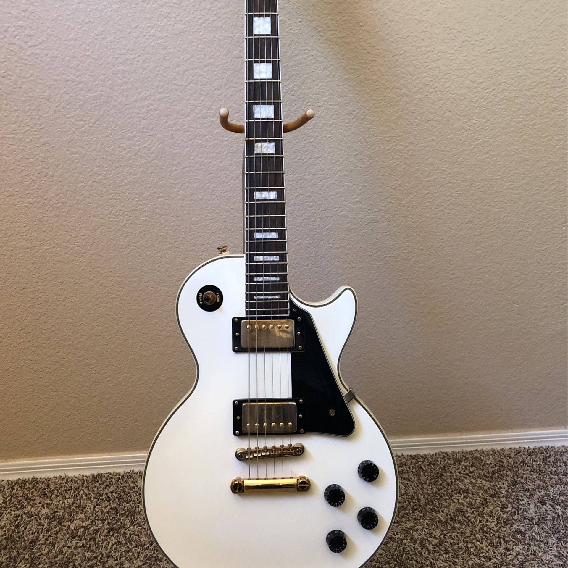 Epiphone Les Paul Custom Pro for Sale in Gilbert, AZ - OfferUp
