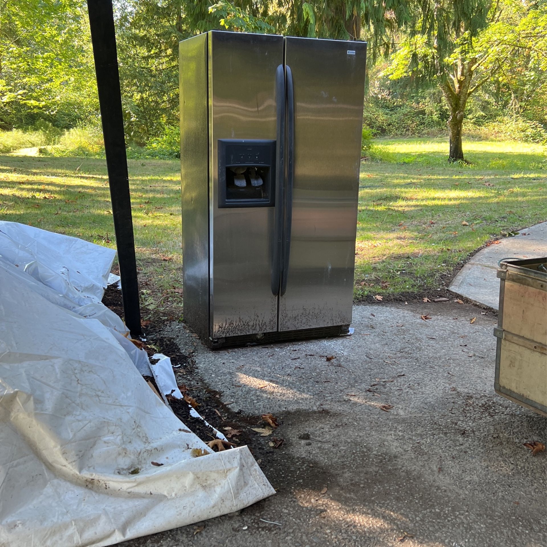 Free Refrigerator for Sale in Covington, WA - OfferUp