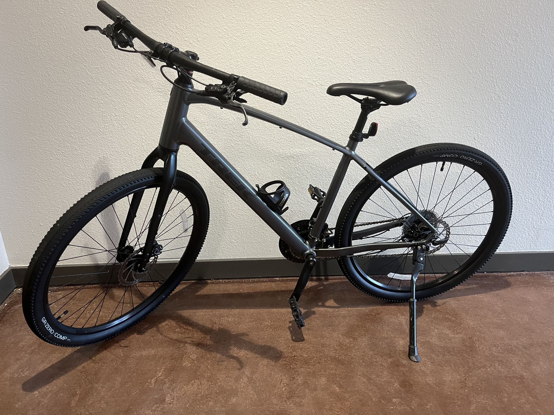 Trek Dual Sport 2 Gen 5 for Sale in San Antonio, TX - OfferUp