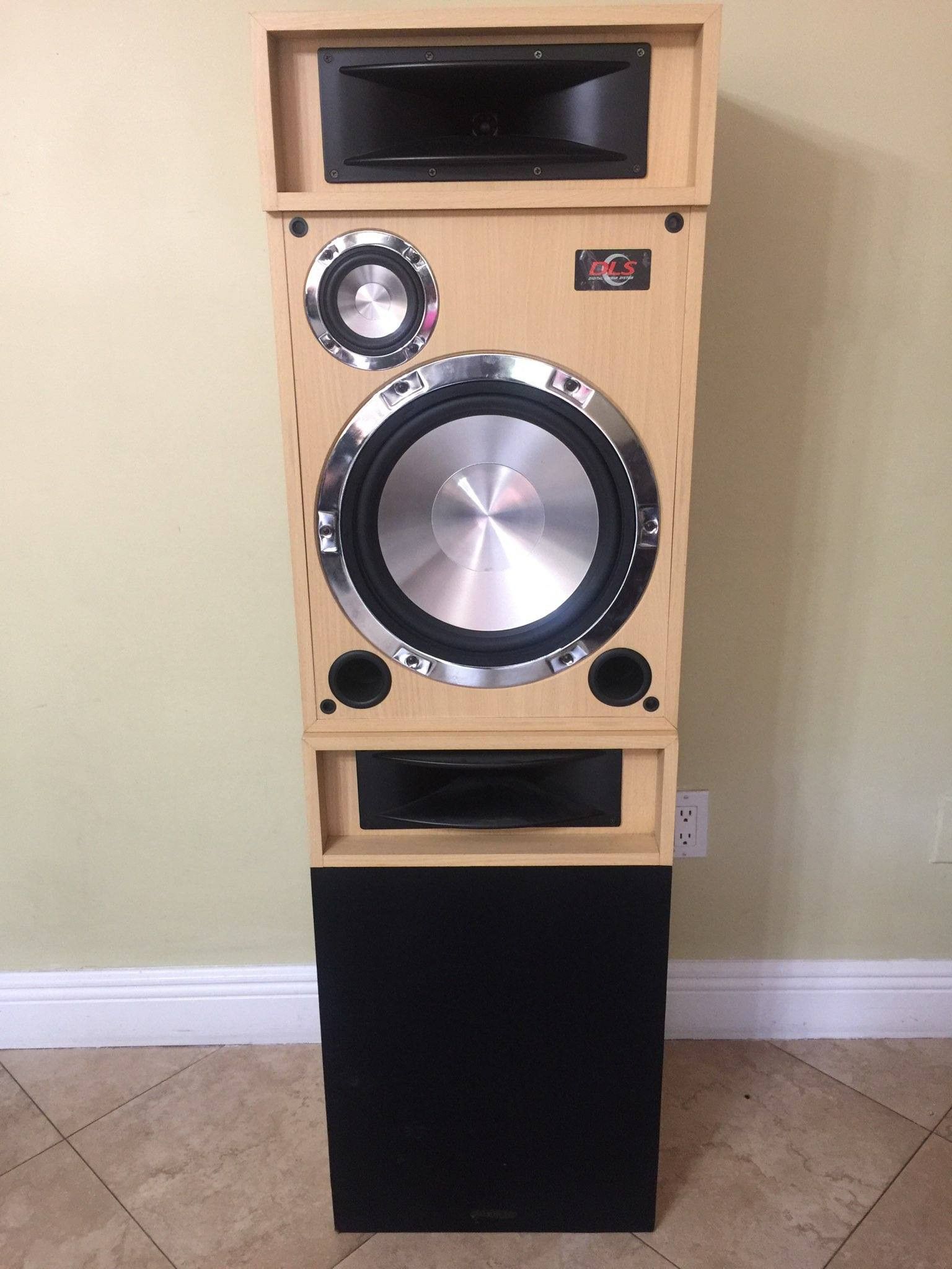 2 Rhino Digital Linear System DJ SPEAKERS NEED GONE ASAP for Sale in ...