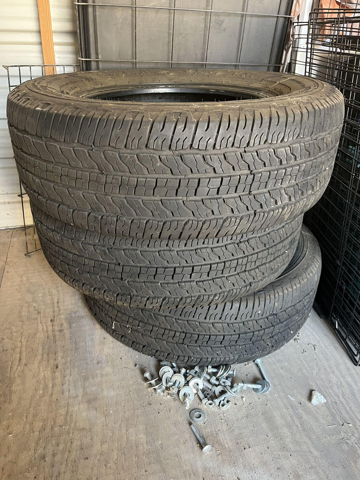 Goodyear Tires 255/65/R17 for Sale in San Antonio, TX - OfferUp